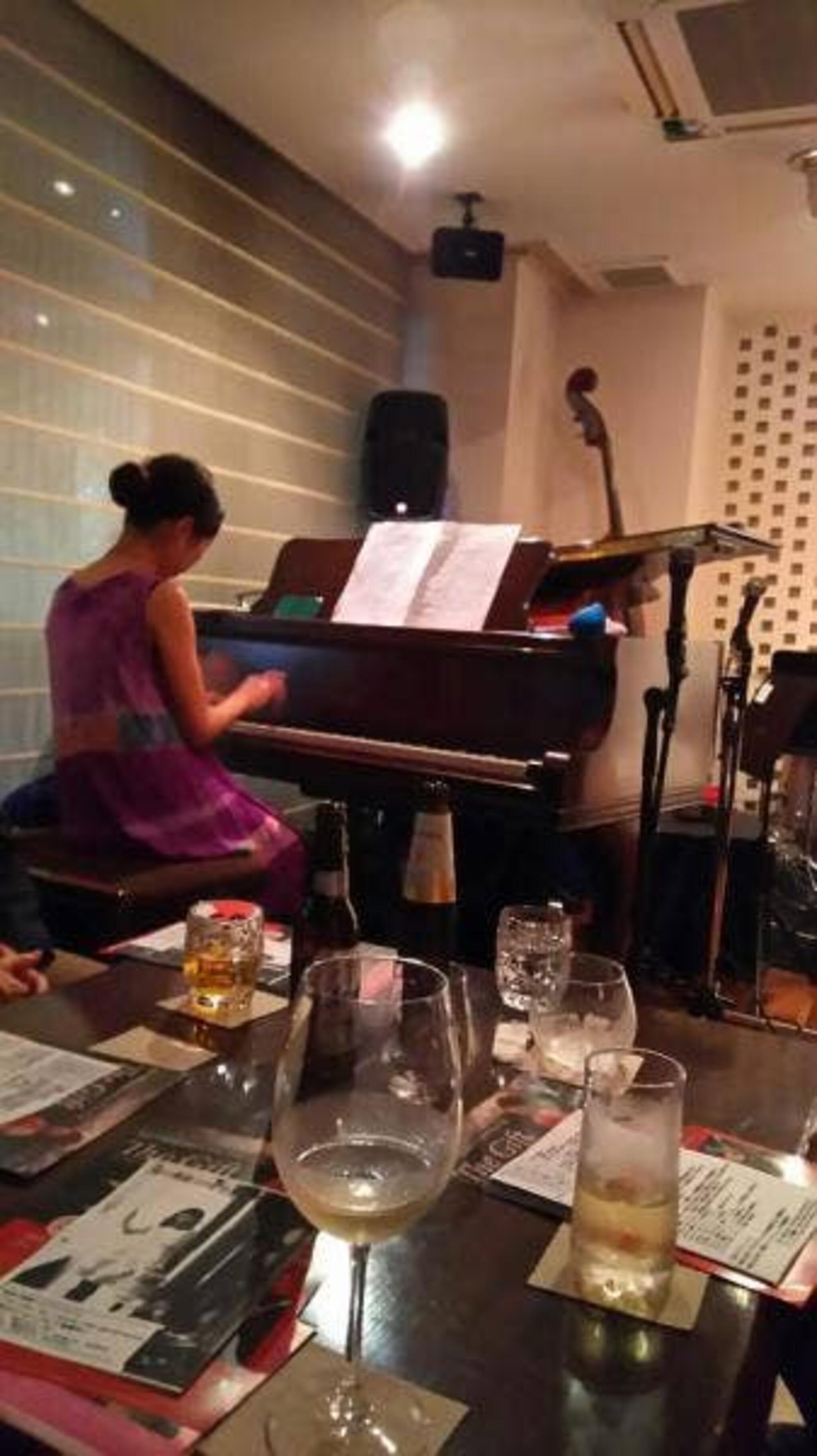 So Nice - 高松市丸亀町/バー | Yahoo!マップ