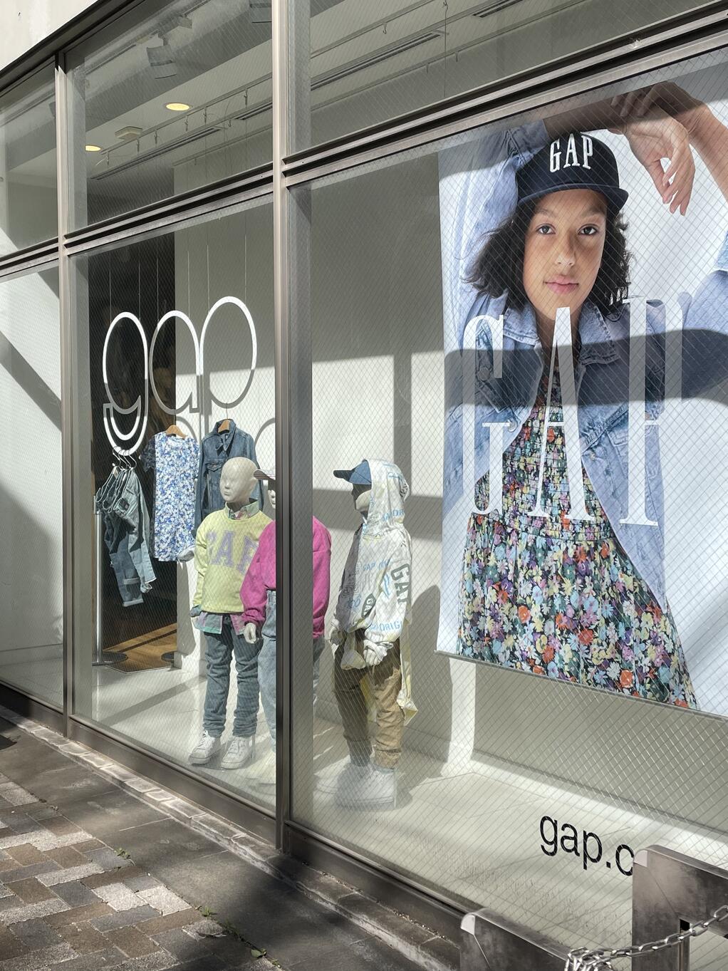 GAP 吉祥寺 - 武蔵野市吉祥寺本町/衣料品店 | Yahoo!マップ