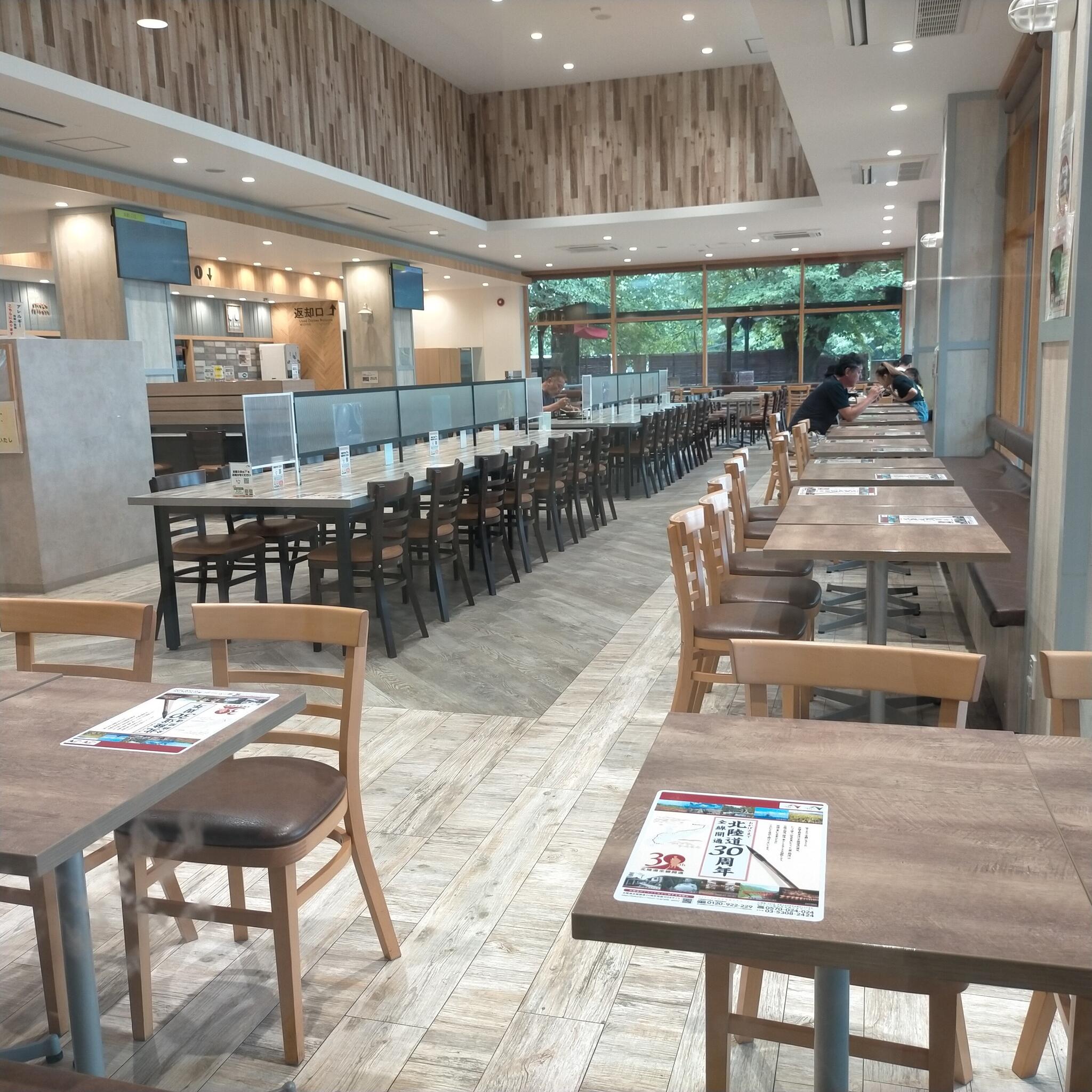 NEXCO中日本 SAPA マルシェ尼御前SA下り - 加賀市美岬町/飲食店 | Yahoo!マップ