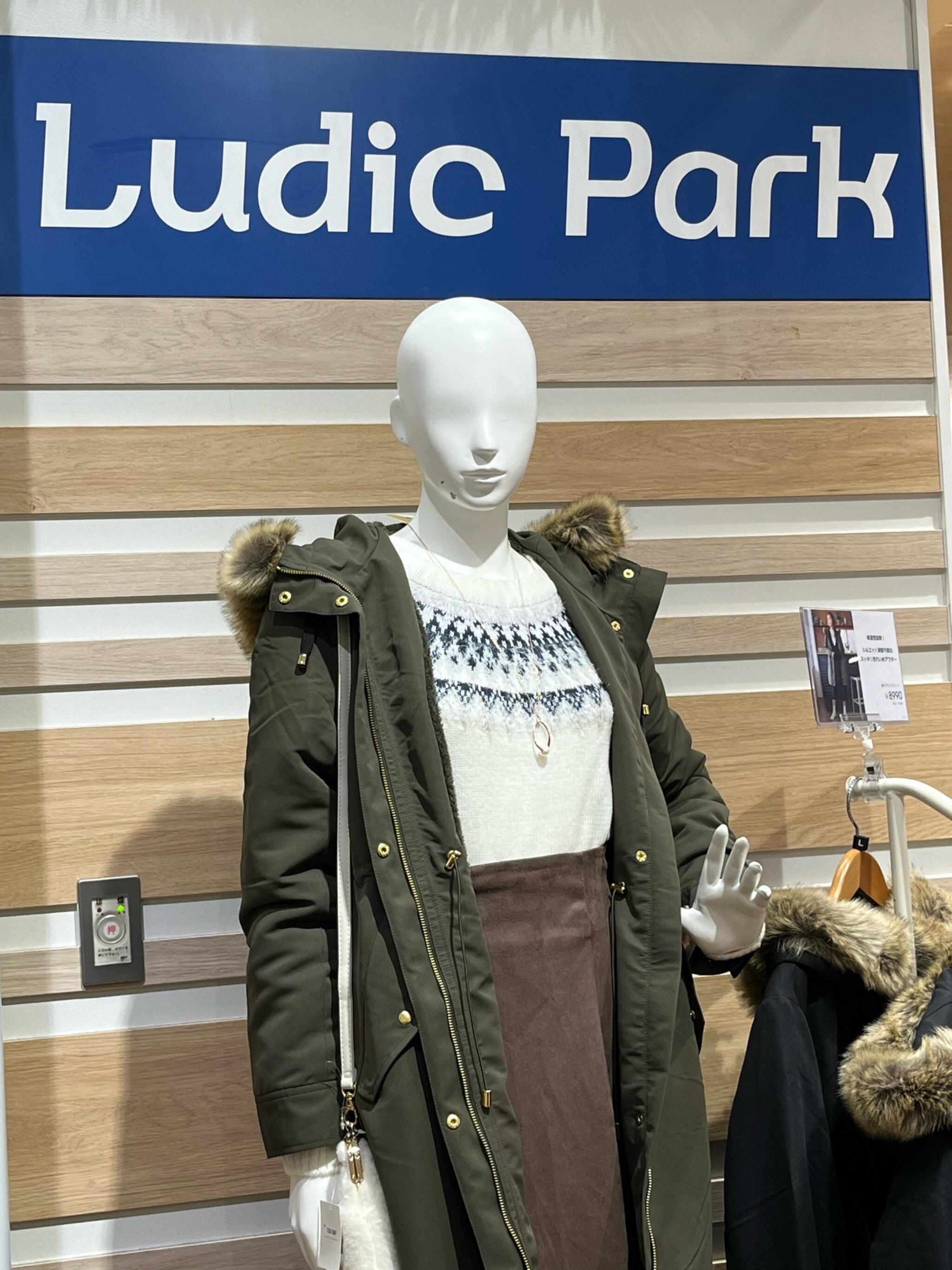 Ludic Park 西宮エビスタ店 - 西宮市田中町/婦人服店 | Yahoo!マップ