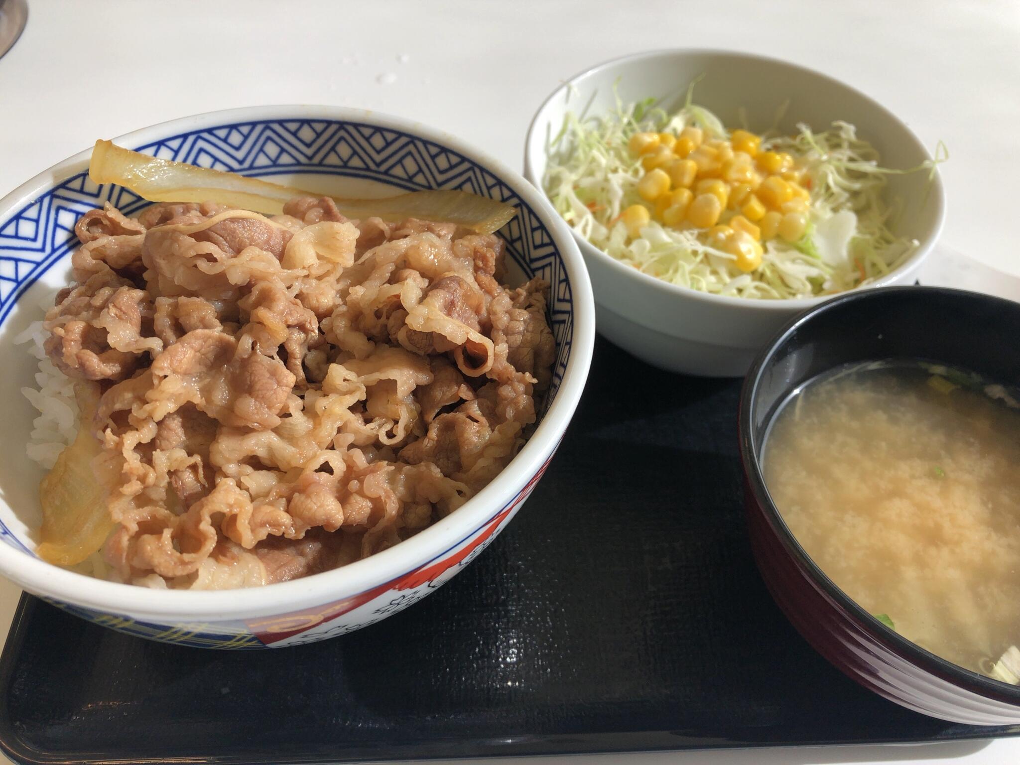 吉野家 437号線三津浜店 - 松山市祓川/牛丼店 | Yahoo!マップ
