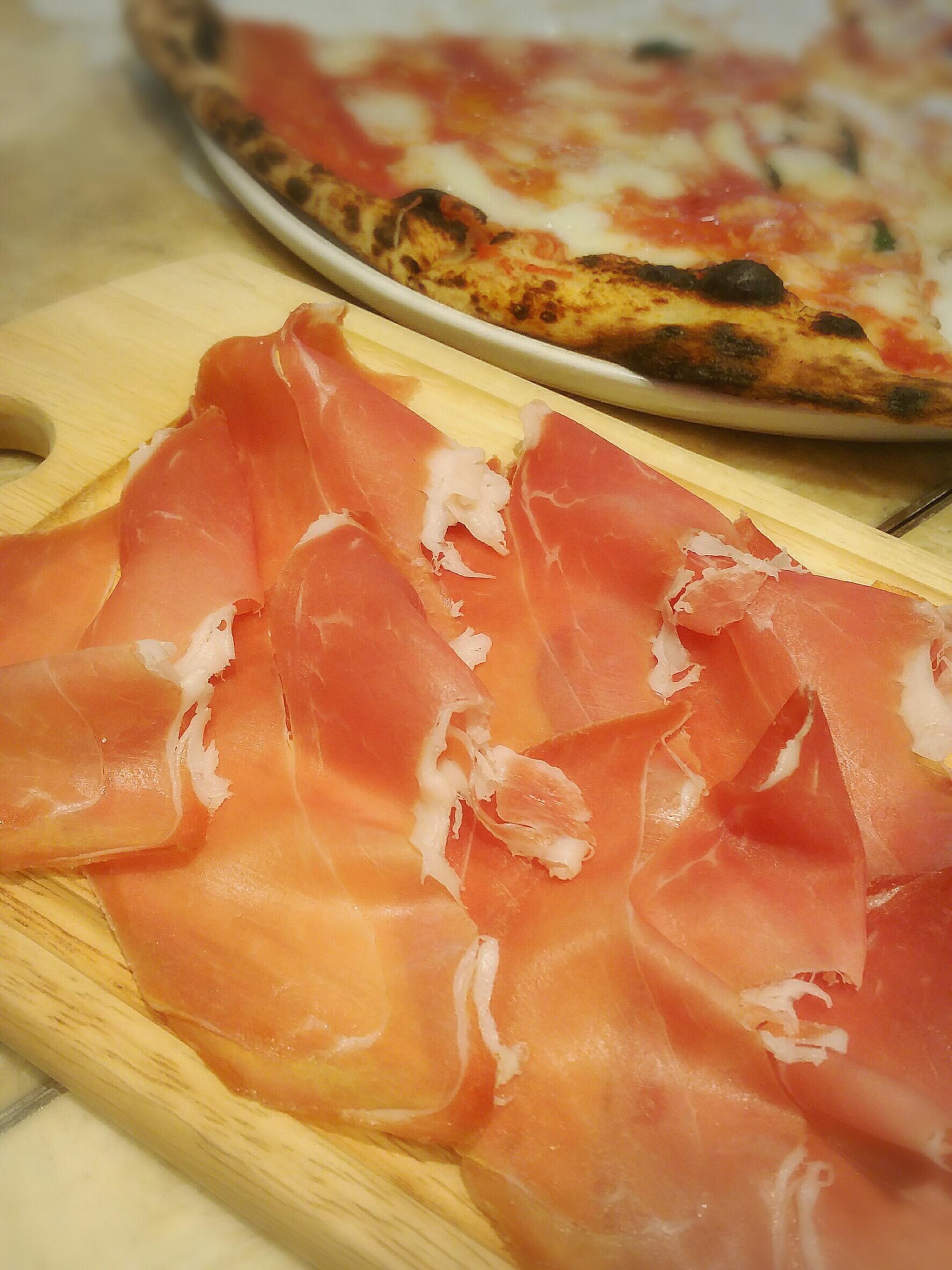 予約・コース : L'Antica Pizzeria da Michele 福岡 - 福岡市中央区大名/イタリア料理店【ネット予約OK】 | Yahoo!マップ