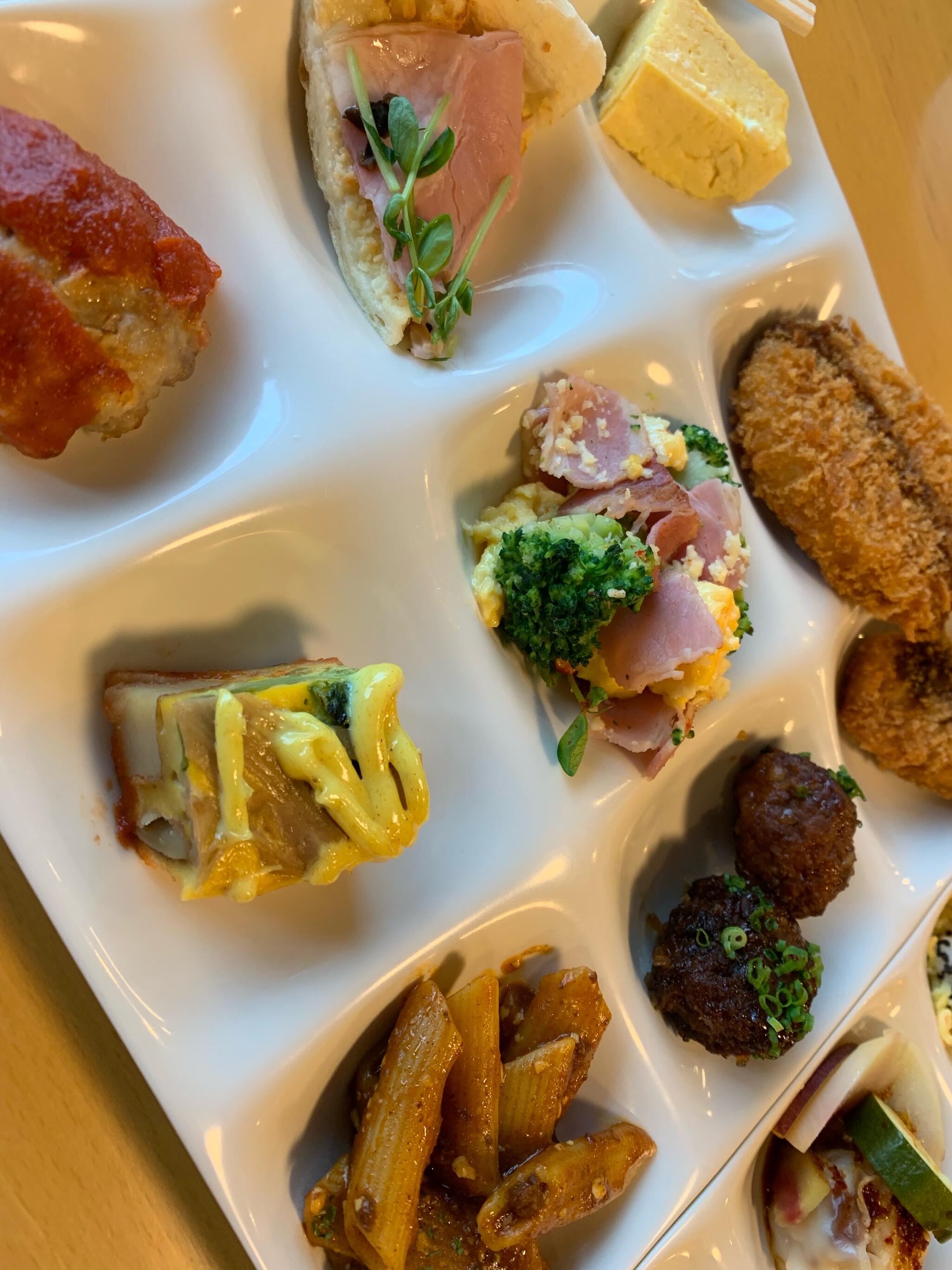 メニュー : GREEN TABLE 9640 - 春日井市東野町/レストラン | Yahoo!マップ