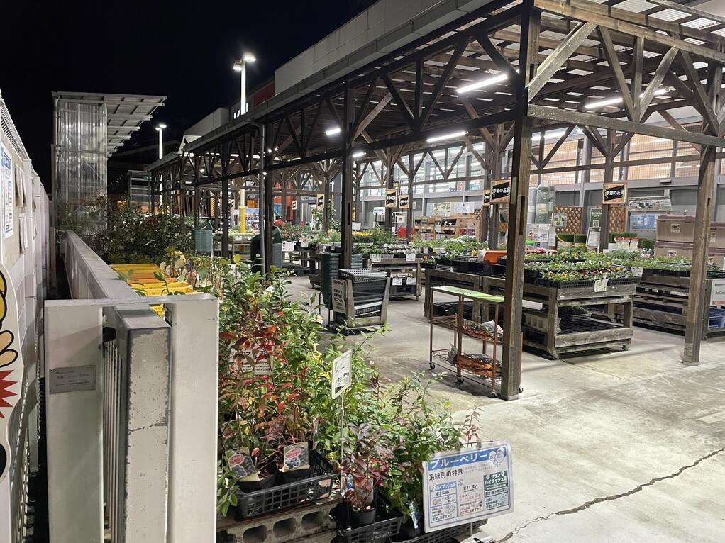 DCM 松河戸インター店 - 春日井市松河戸町/ホームセンター | Yahoo!マップ