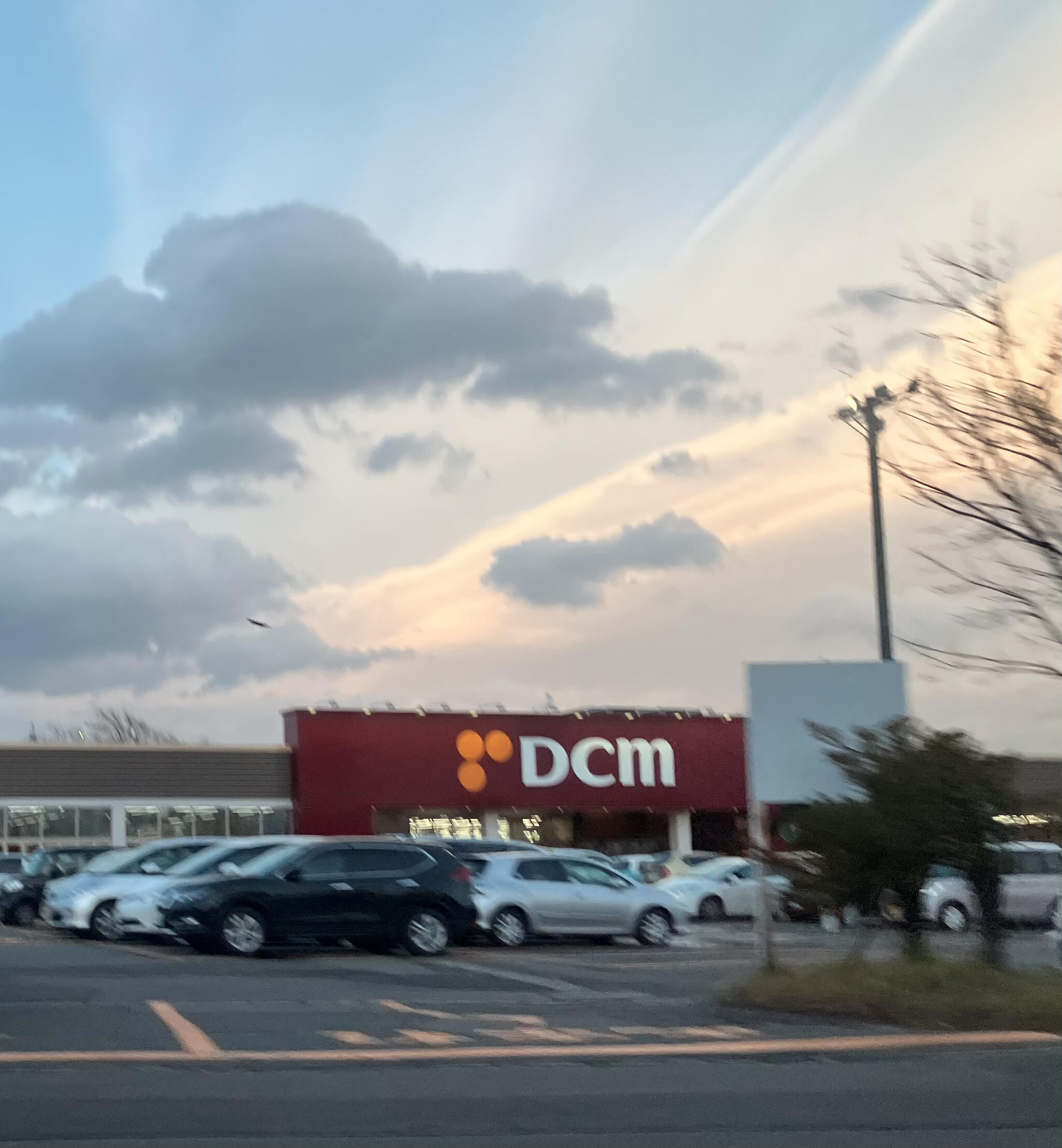 Photo-Me DCM 北野通店 i-keep light - 札幌市清田区北野三条/証明写真機 | Yahoo!マップ