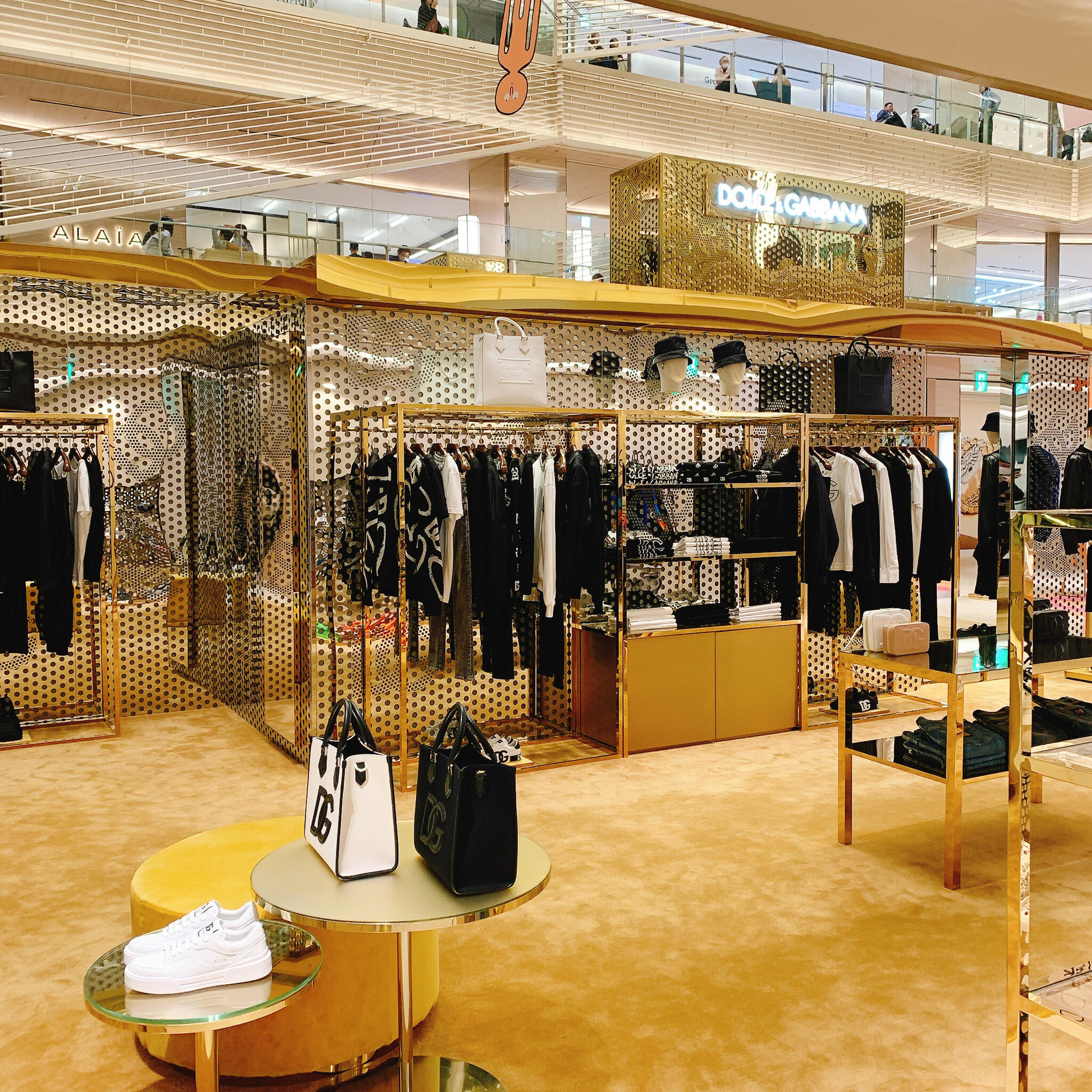 DOLCE & GABBANA 東京都GINZA SIX - 中央区銀座/ハイブランド | Yahoo!マップ