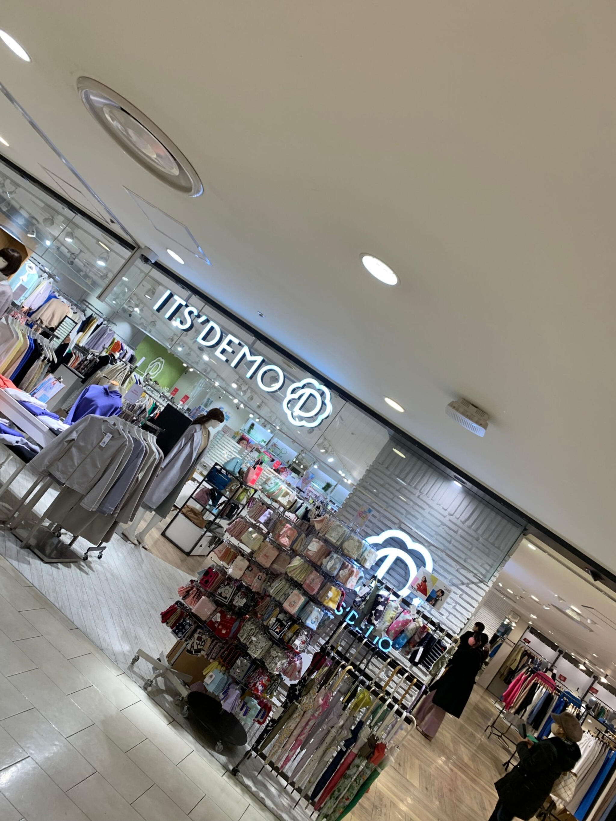 BIGBOX高田馬場 ITS DEMO 高田馬場BIGBOX - 新宿区高田馬場/ | Yahoo!マップ