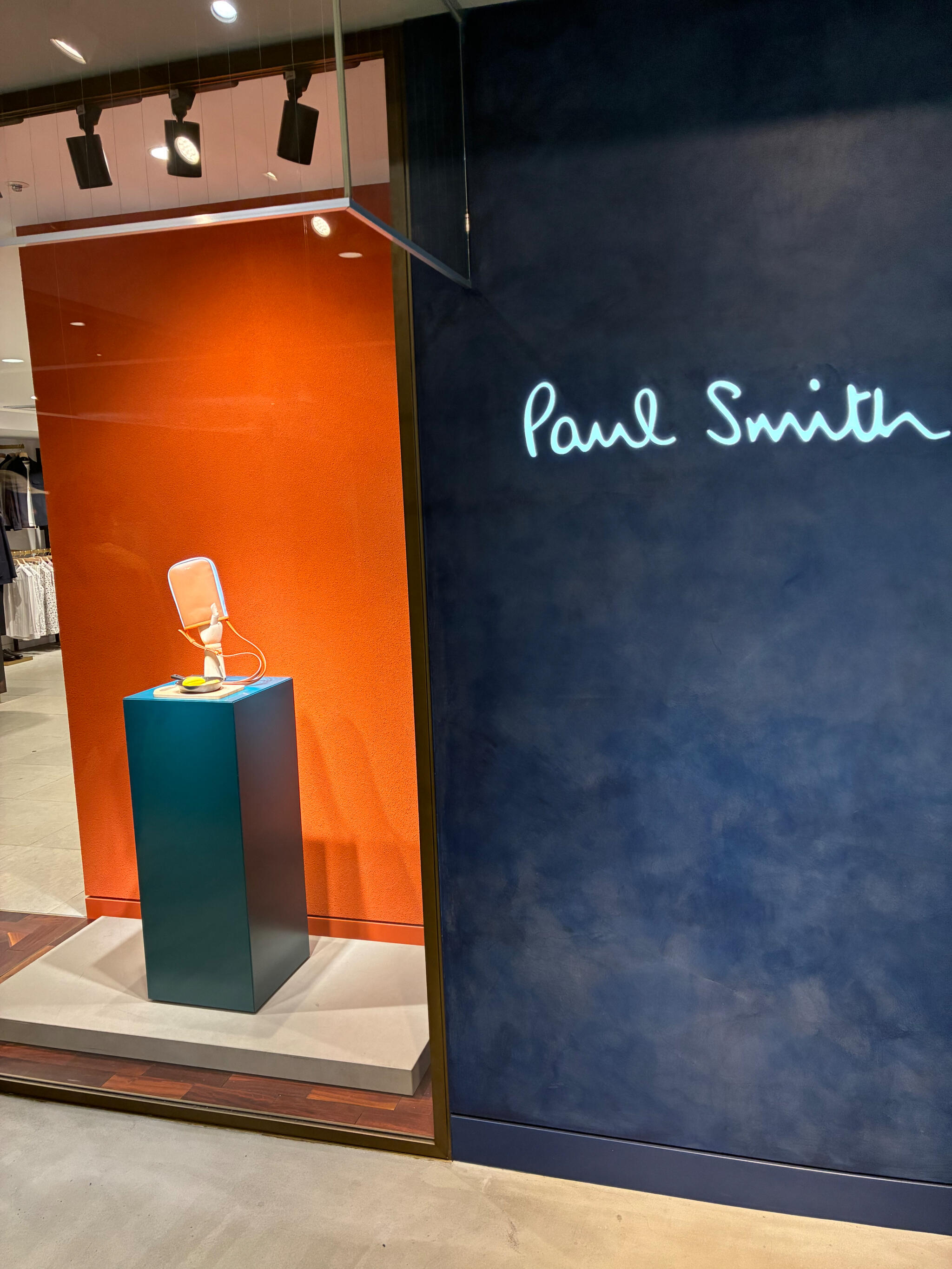 Paul Smith 藤井大丸(Men) - 京都市下京区貞安前之町/衣料品店 | Yahoo!マップ