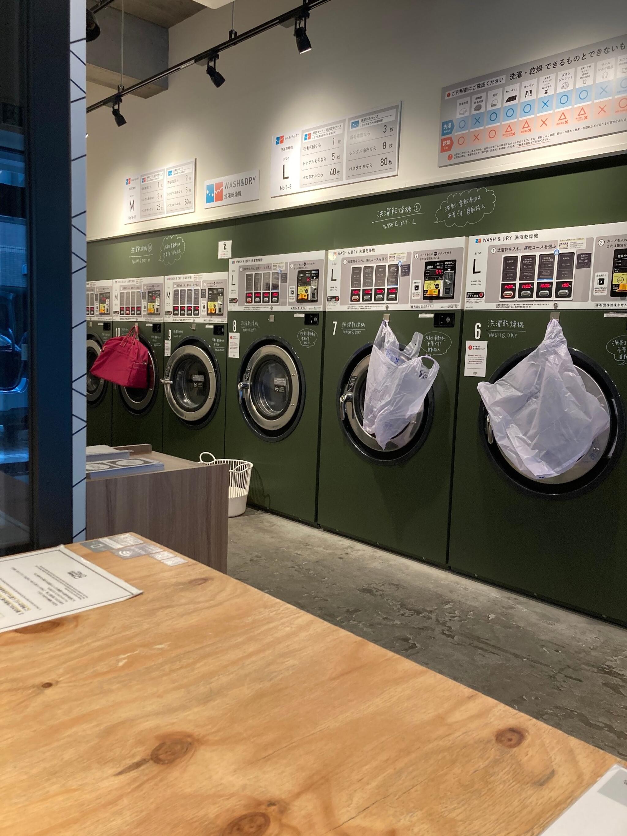 BALUKO LAUNDRY PLACE 三鷹 - 三鷹市下連雀/カフェ・喫茶 | Yahoo!マップ