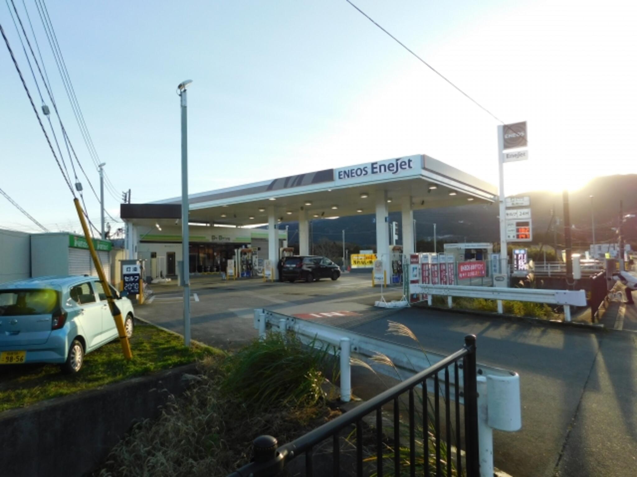 ENEOS Dr.Driveセルフ御殿場インター東店（ENEOSモビリニア） - 御殿場市新橋/ガソリンスタンド | Yahoo!マップ