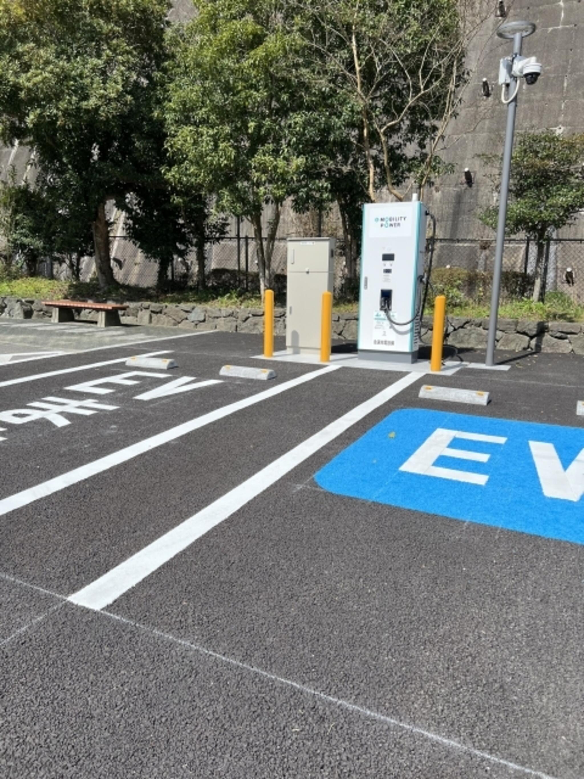 EV充電スポット 西日本高速道路株式会社 NEXCO西日本 高知自動車道 馬立PA (上り) - 四国中央市新宮町馬立/EV充電スポット | Yahoo!マップ