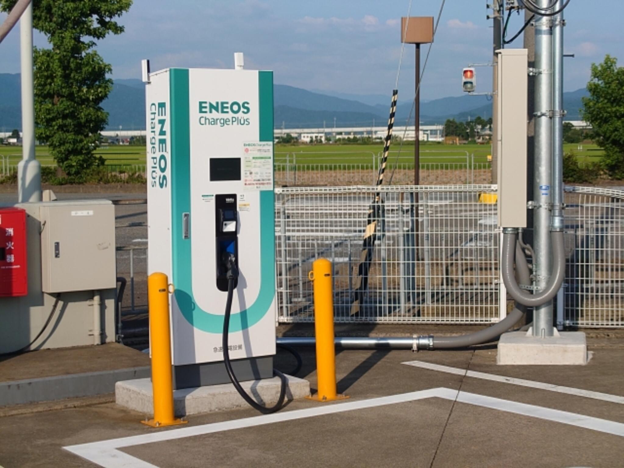 EV充電スポット あおい商事株式会社 ENEOS Dr.Drive あおいSSランド音楽堂前店 - 福井市大土呂町/EV充電スポット | Yahoo!マップ