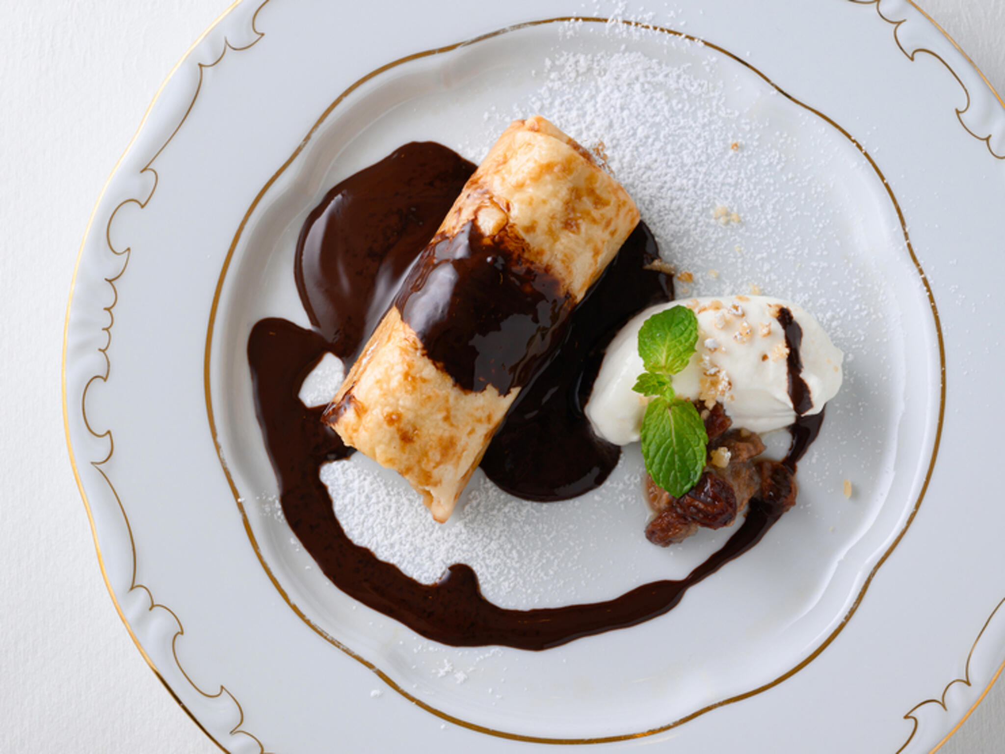 ハンガリーレストラン AZ Finom - 渋谷区神宮前/洋食店【ネット予約OK】 | Yahoo!マップ