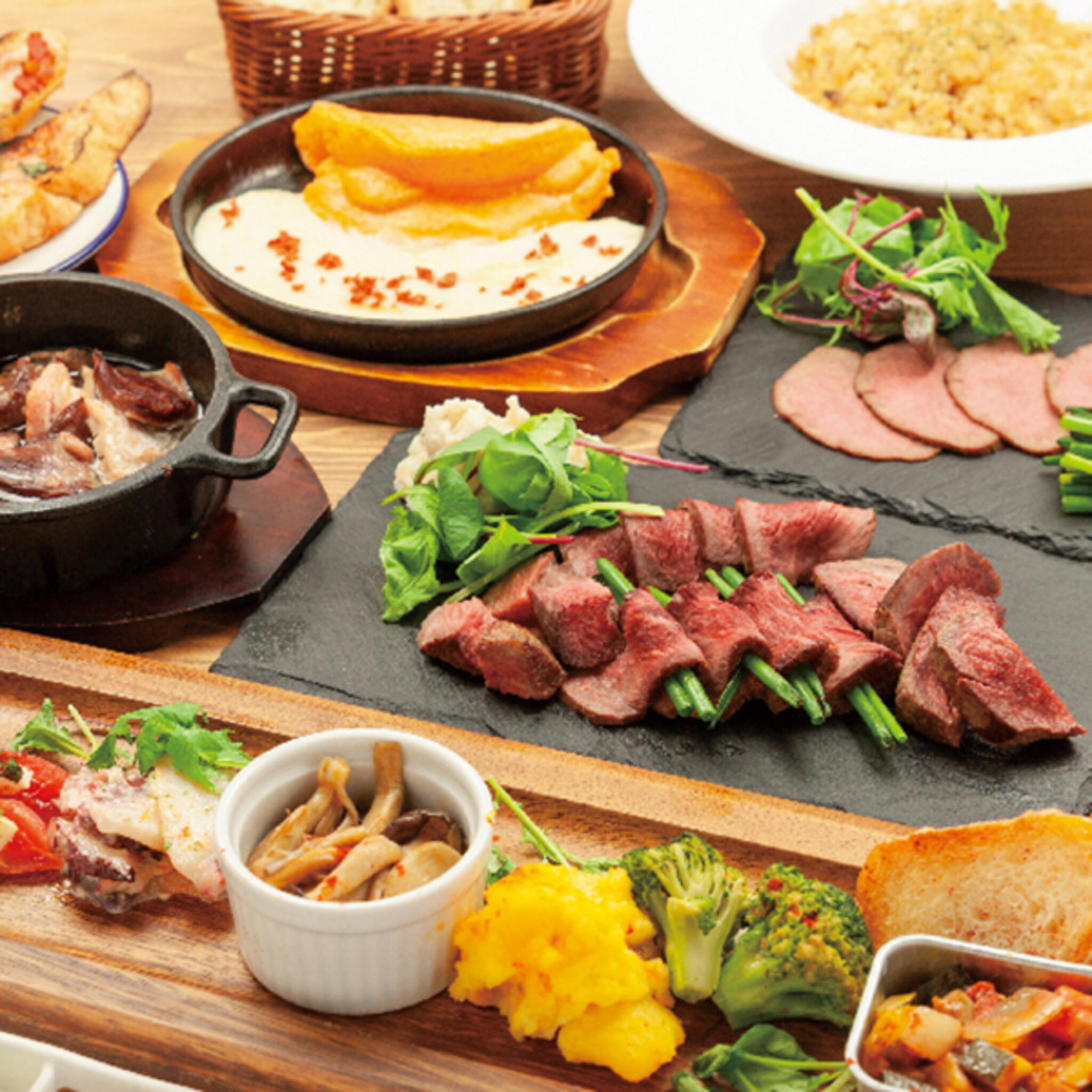 メニュー : 鉄板肉酒場 LOVE&29 (ラブ&ビーフ) 京橋店 - 大阪市都島区東野田町/バル | Yahoo!マップ