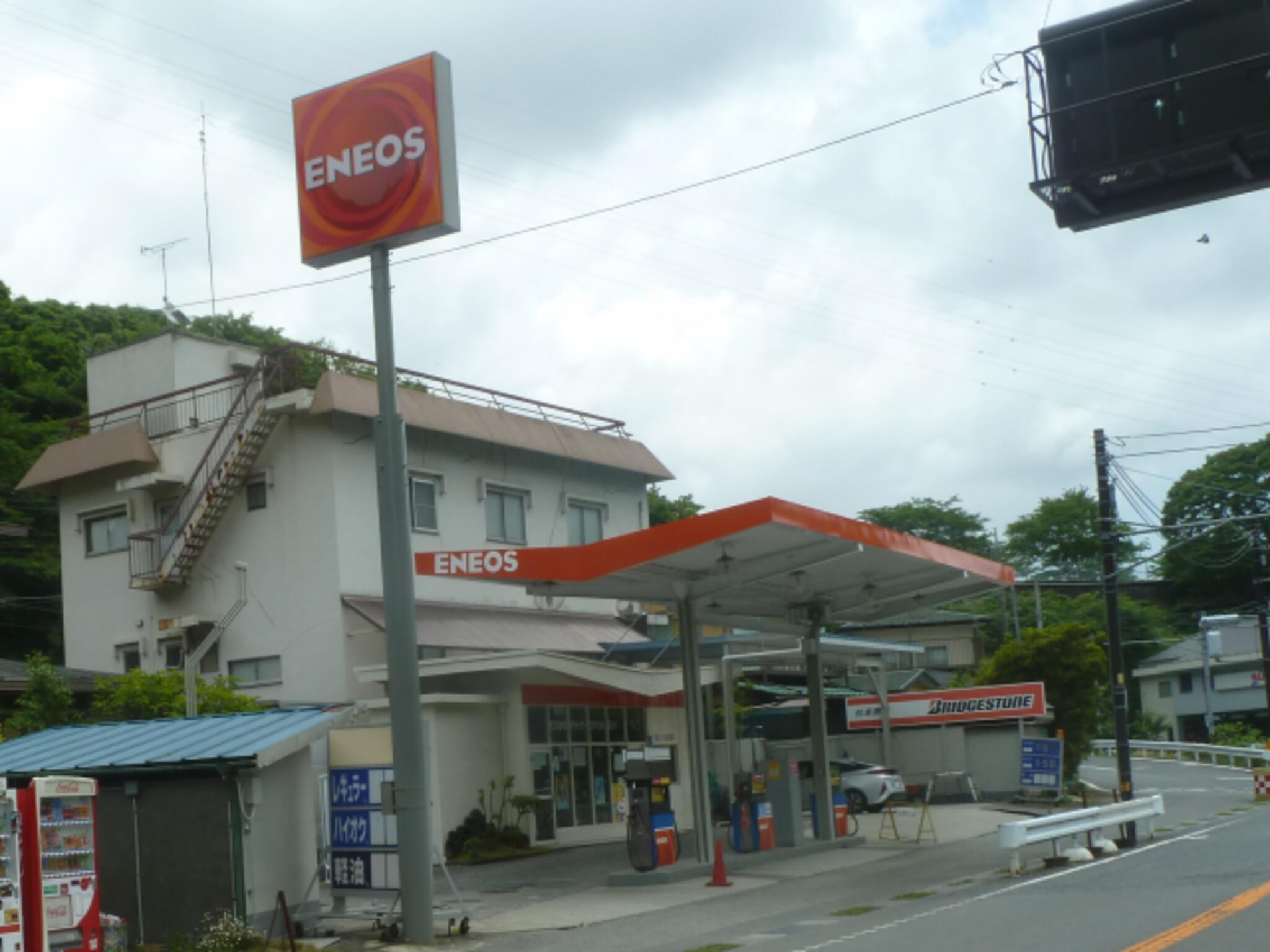 写真 : ENEOS 山北SS 有限会社杉本商事 - 足柄上郡山北町山北/ガソリンスタンド | Yahoo!マップ