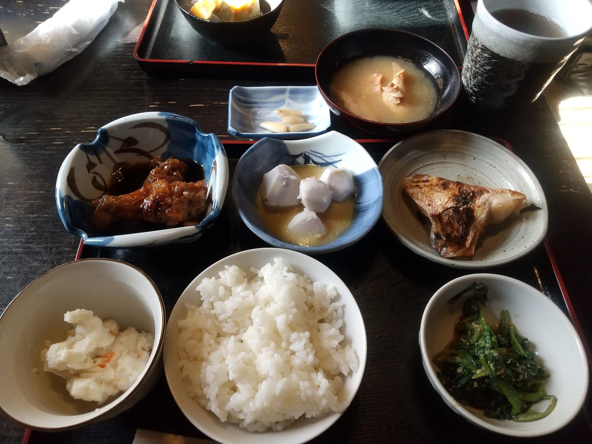 予約・コース : 湊商店 THE OUTLETS HIROSHIMA店 - 広島市佐伯区石内東/飲食店【ネット予約OK】 | Yahoo!マップ