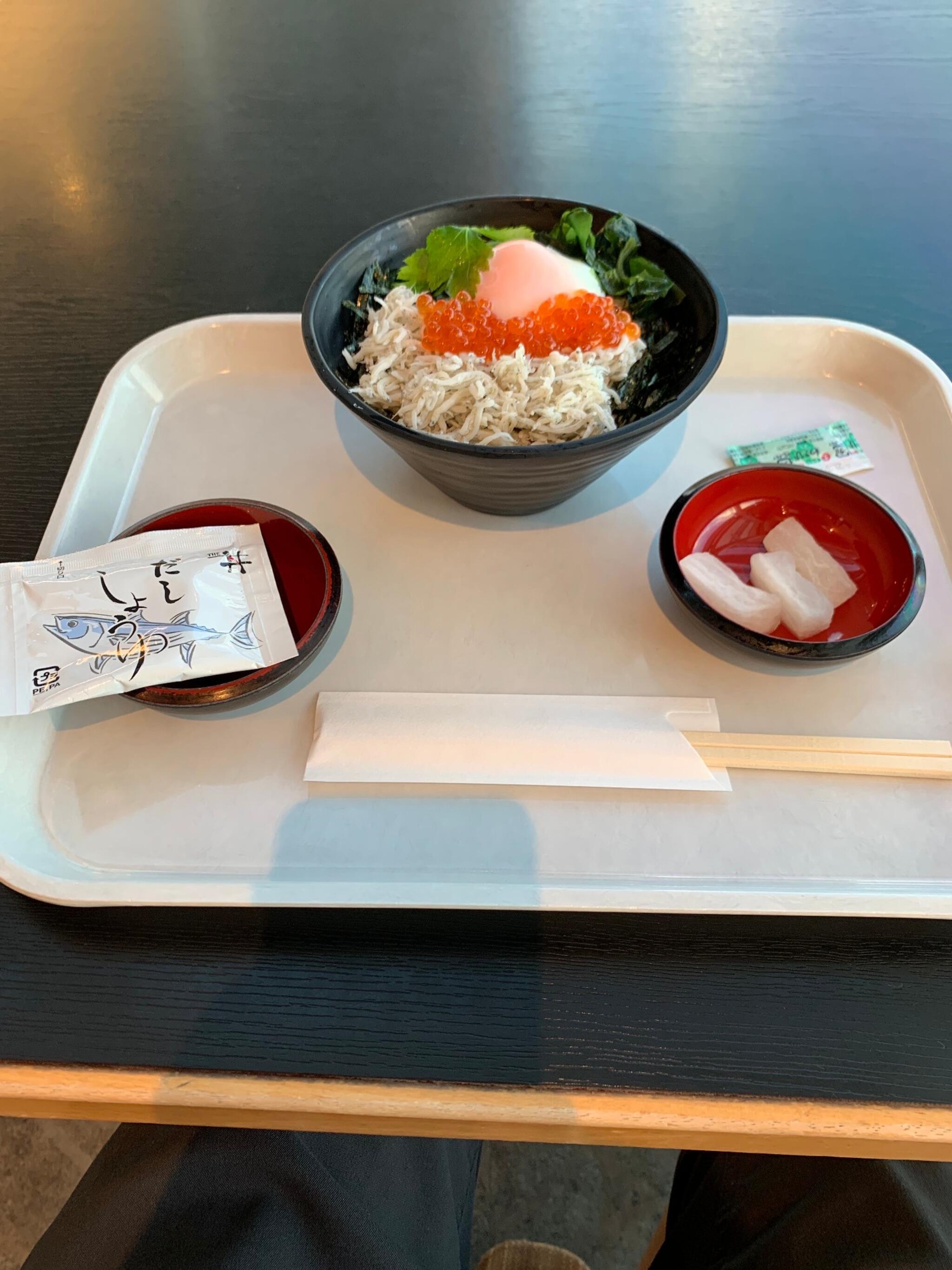 ザ・どん 淡路SA(下り線)店 - 淡路市岩屋/海鮮丼店 | Yahoo!マップ