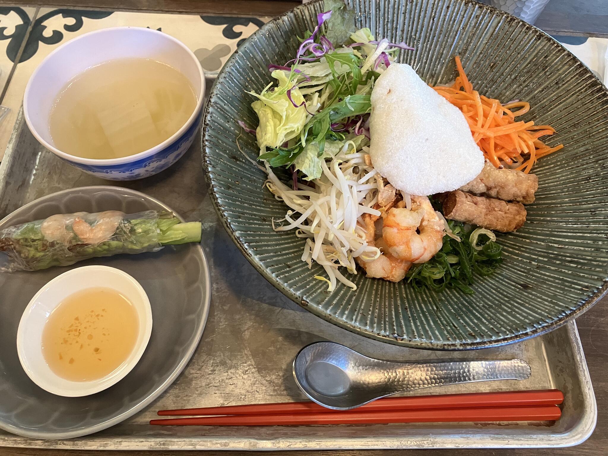 ベトナムノーイ123 - 大阪市北区大深町/ベトナム料理店 | Yahoo!マップ