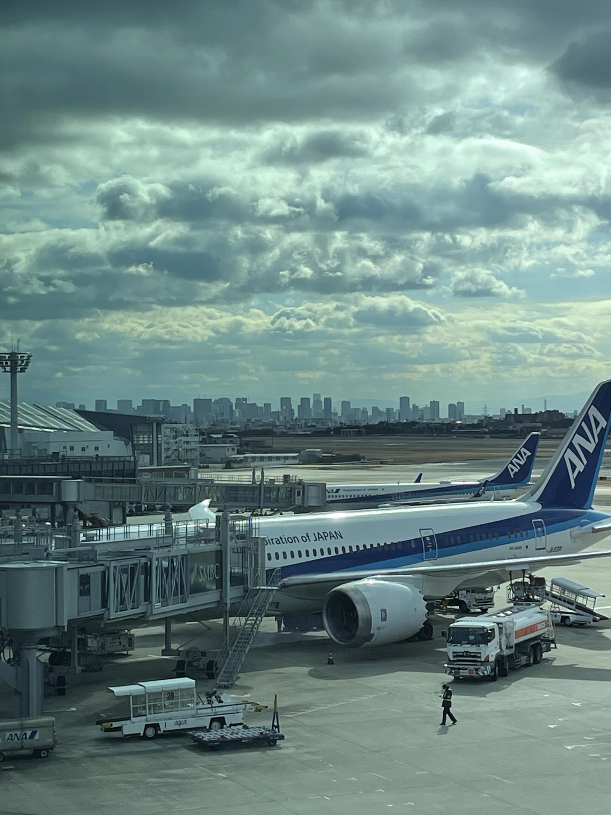 伊丹空港 ANAラウンジ 3階 - 豊中市螢池西町/空港ラウンジ | Yahoo!マップ