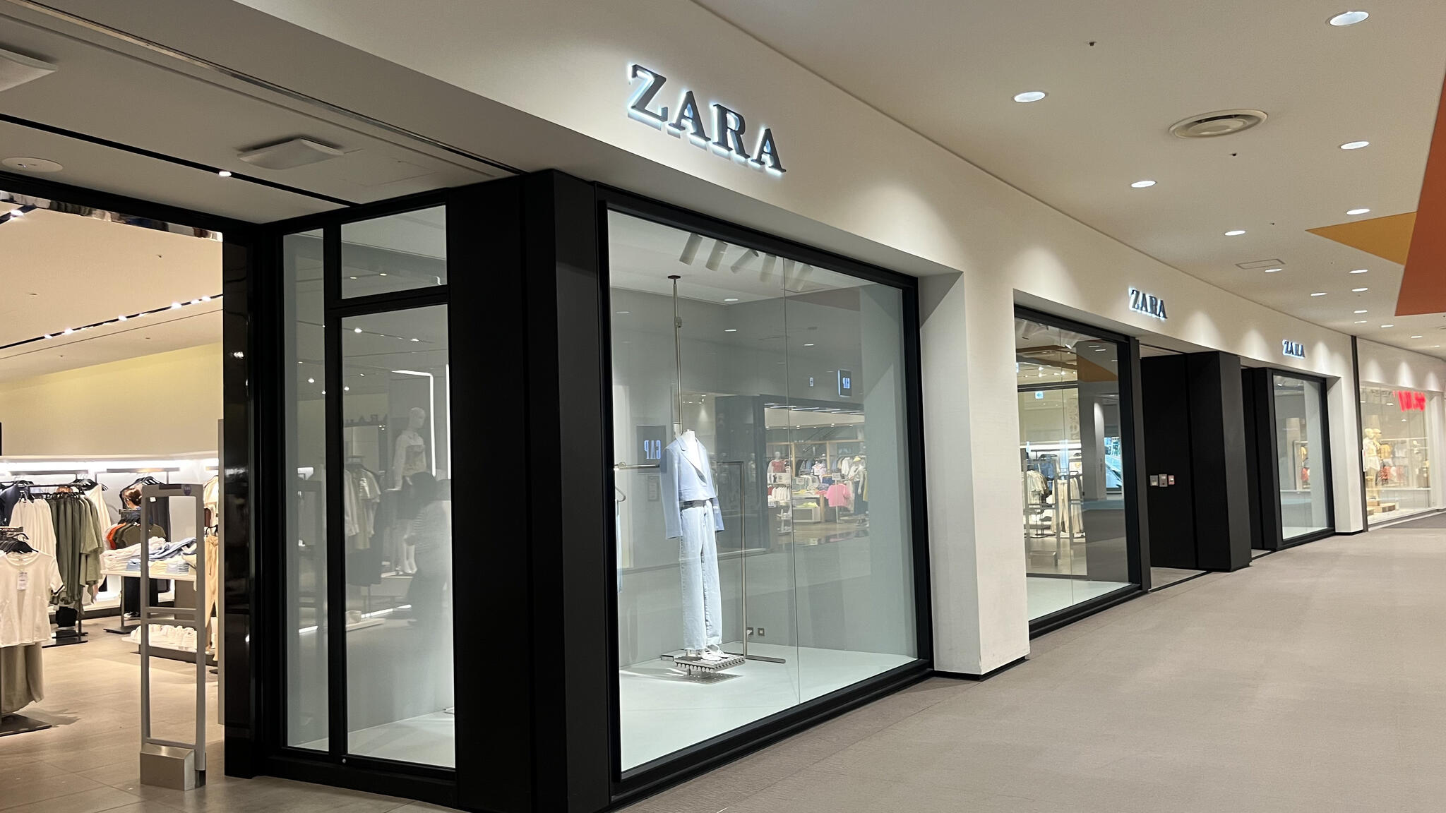 ZARA ららぽーと和泉 - 和泉市あゆみ野/衣料品店 | Yahoo!マップ