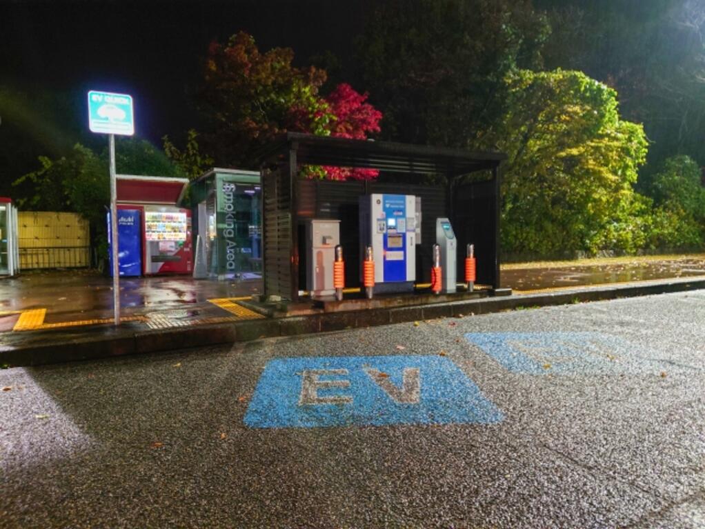 地図 : EV充電スポット 中日本高速道路株式会社 NEXCO中日本 北陸自動車道 有磯海SA (下り) - 魚津市湯上/EV充電スポット | Yahoo!マップ