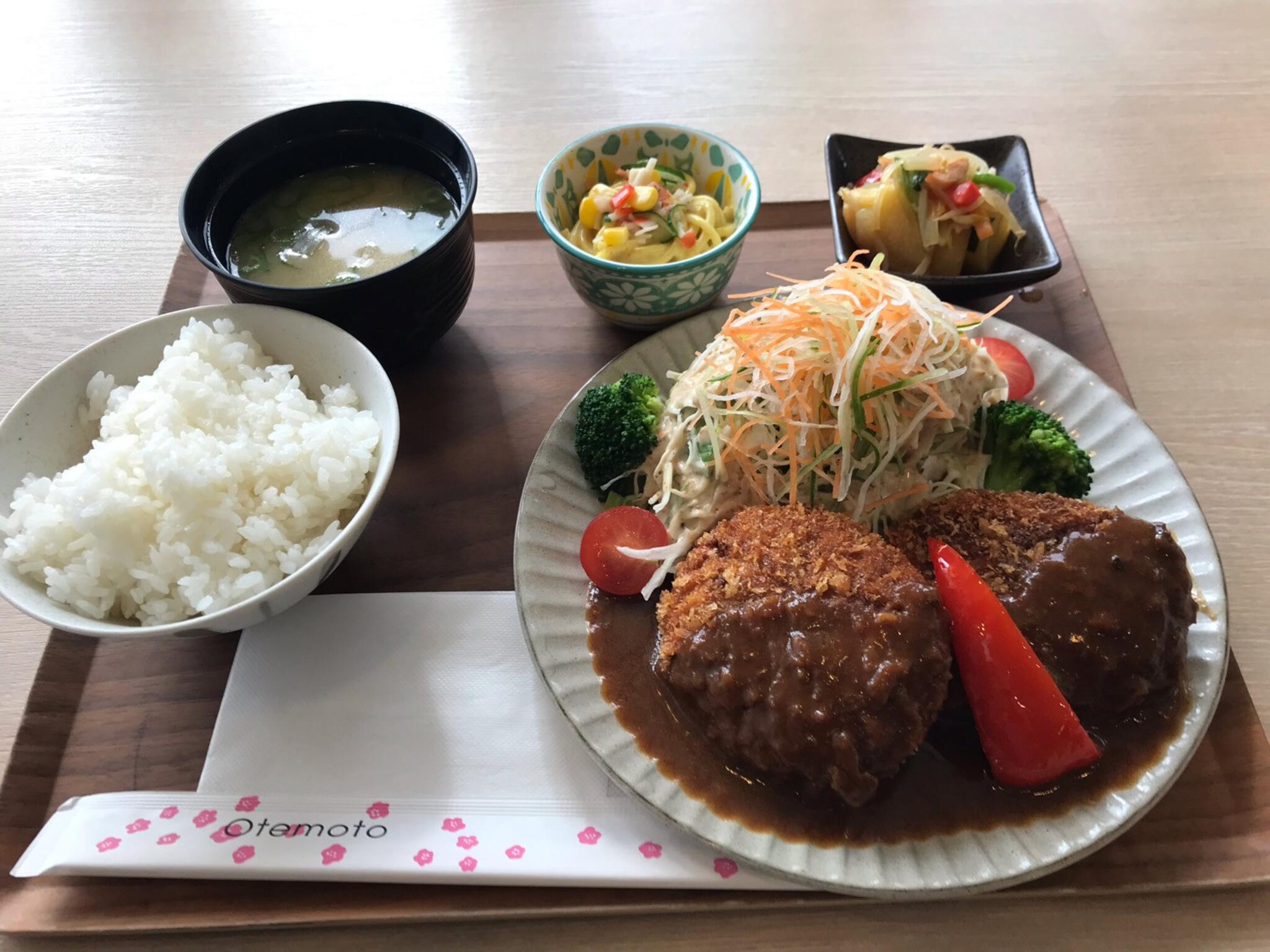 Cafe Azure - 京都市伏見区下鳥羽上三栖町/カフェ・喫茶 | Yahoo!マップ