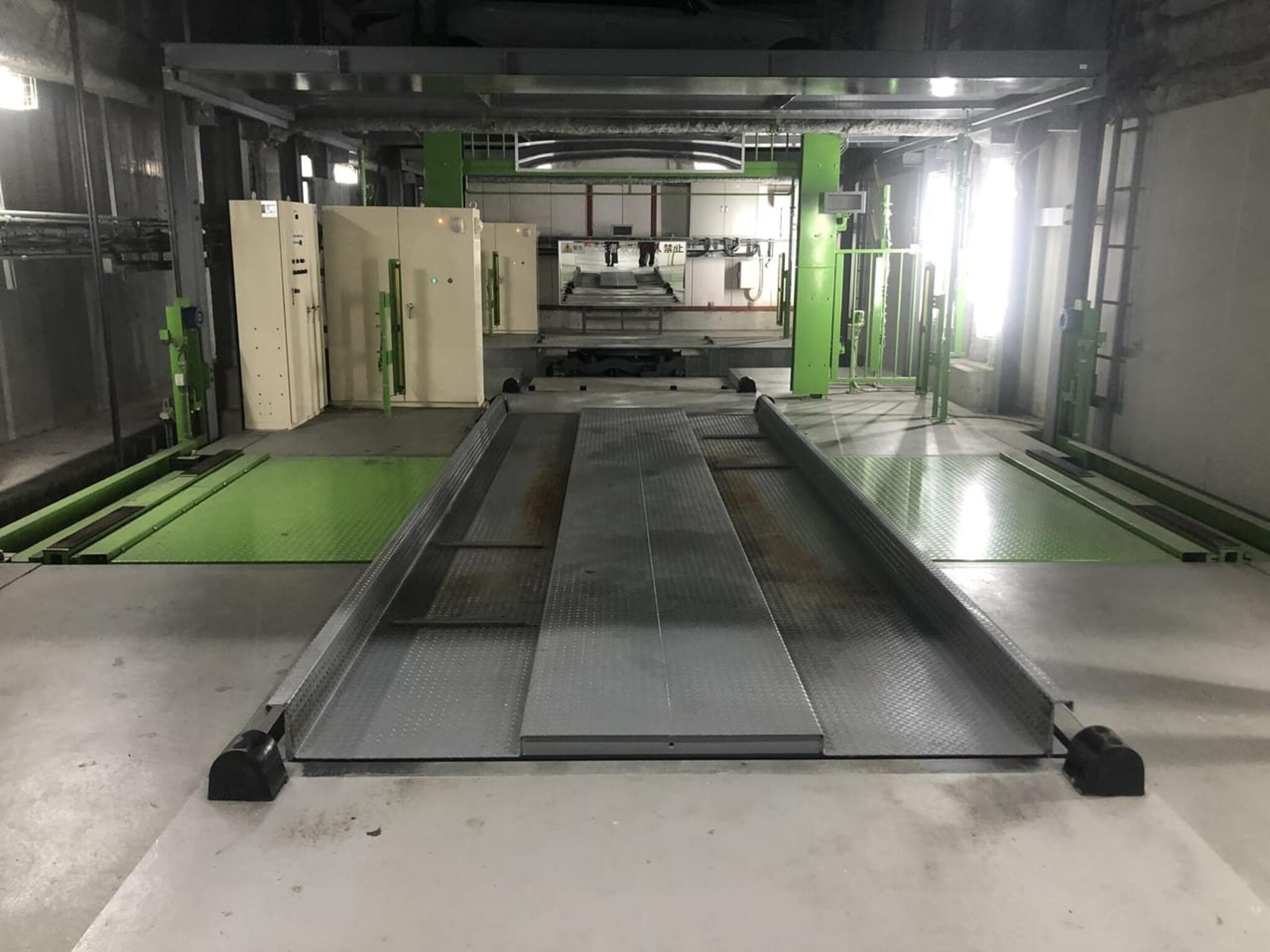 Brillia有明SkyTower - 江東区有明/駐車場 | Yahoo!マップ