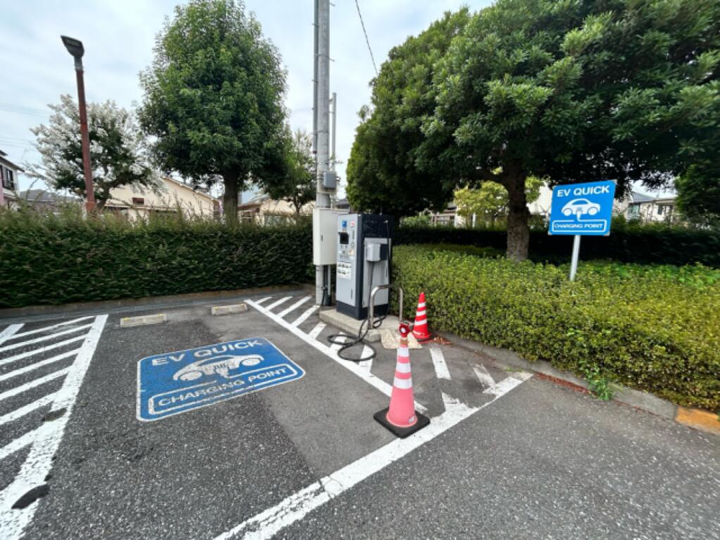 写真 : EV充電スポット 昭島市 昭島市役所 - 昭島市田中町/EV充電スポット | Yahoo!マップ
