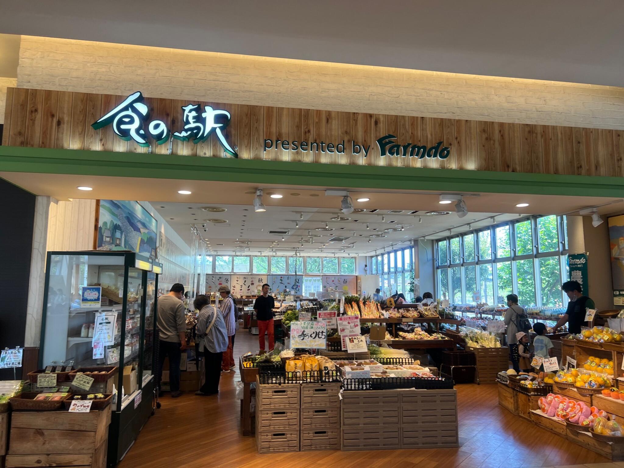 幕張PA【下り】(Pasar幕張) - 千葉市花見川区幕張町/パーキングエリア | Yahoo!マップ