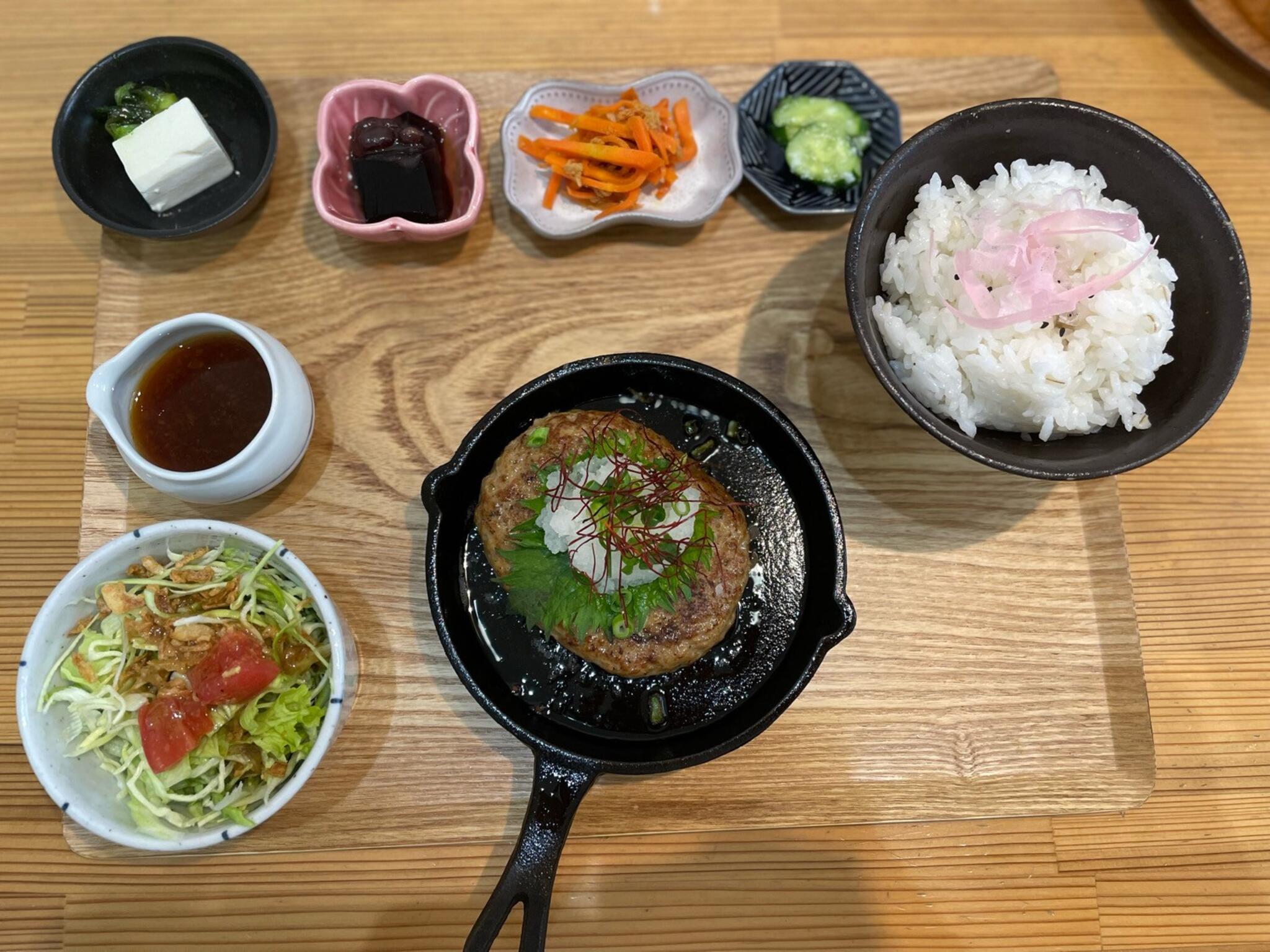 Cafe Maison Voice - 伊予郡松前町大字西古泉/カフェ・喫茶 | Yahoo!マップ