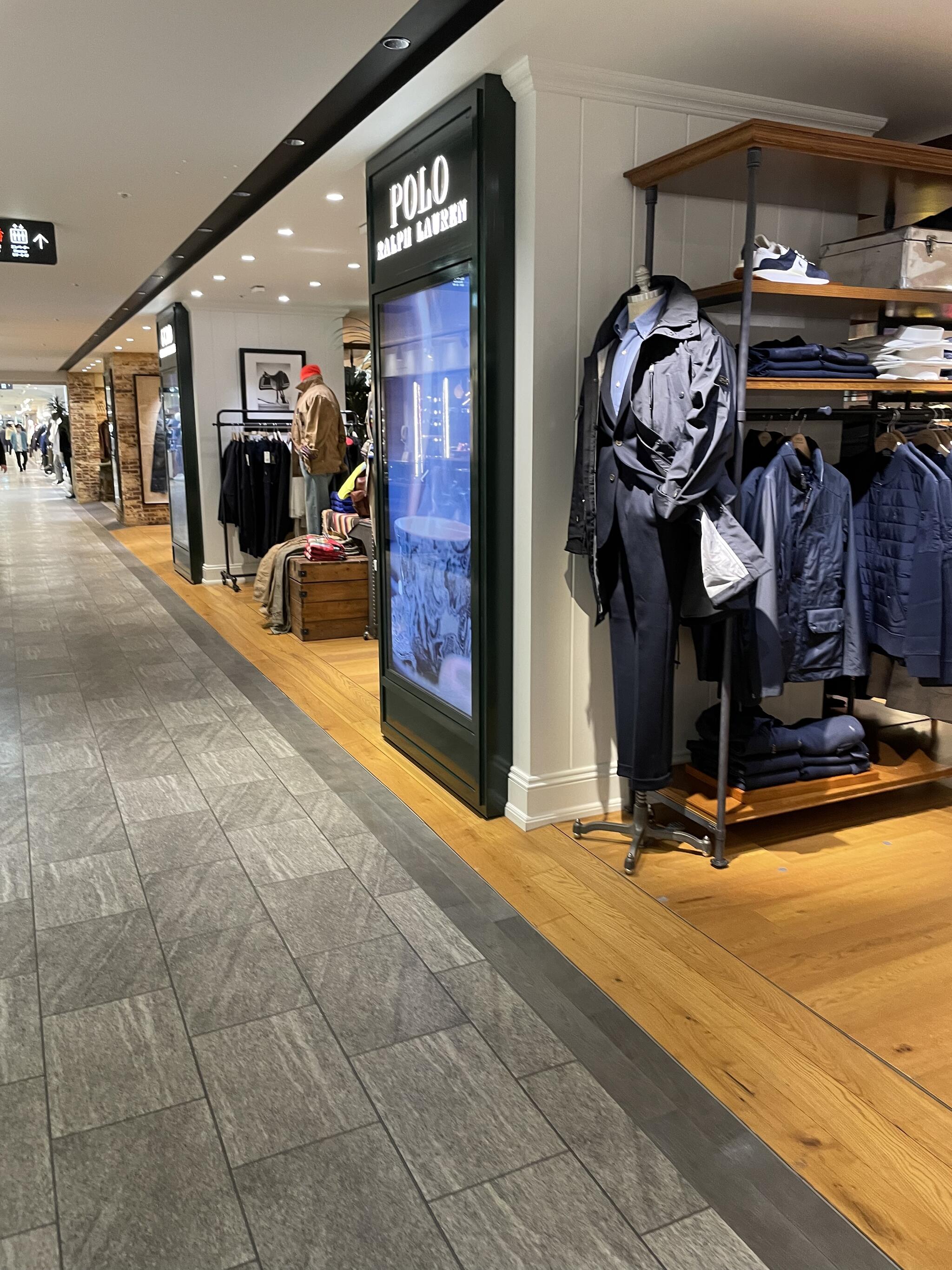 RALPH LAUREN 西武池袋本店 - 豊島区南池袋/衣料品店 | Yahoo!マップ