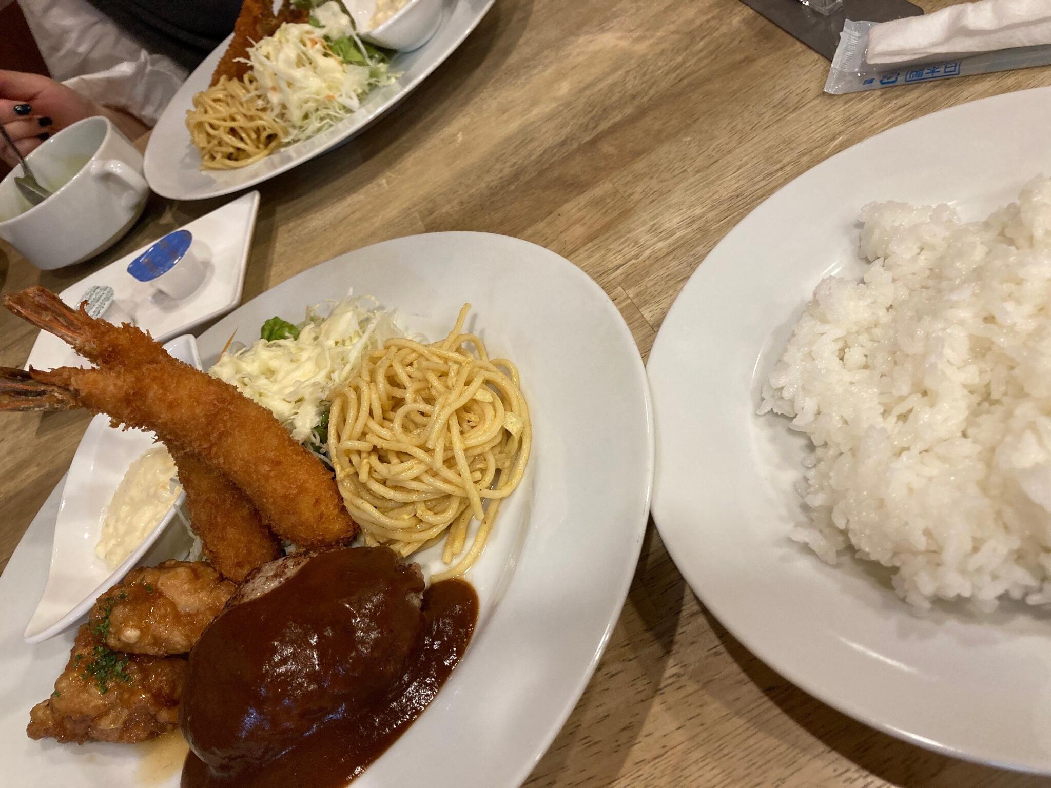 洋食ダイニング Hiro's Kitchen - 池田市井口堂/洋食店 | Yahoo!マップ