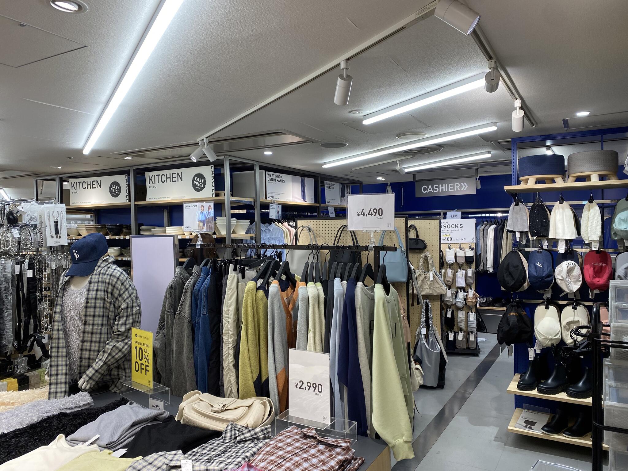 LAKOLE シャポー本八幡 - 市川市八幡/衣料品店 | Yahoo!マップ