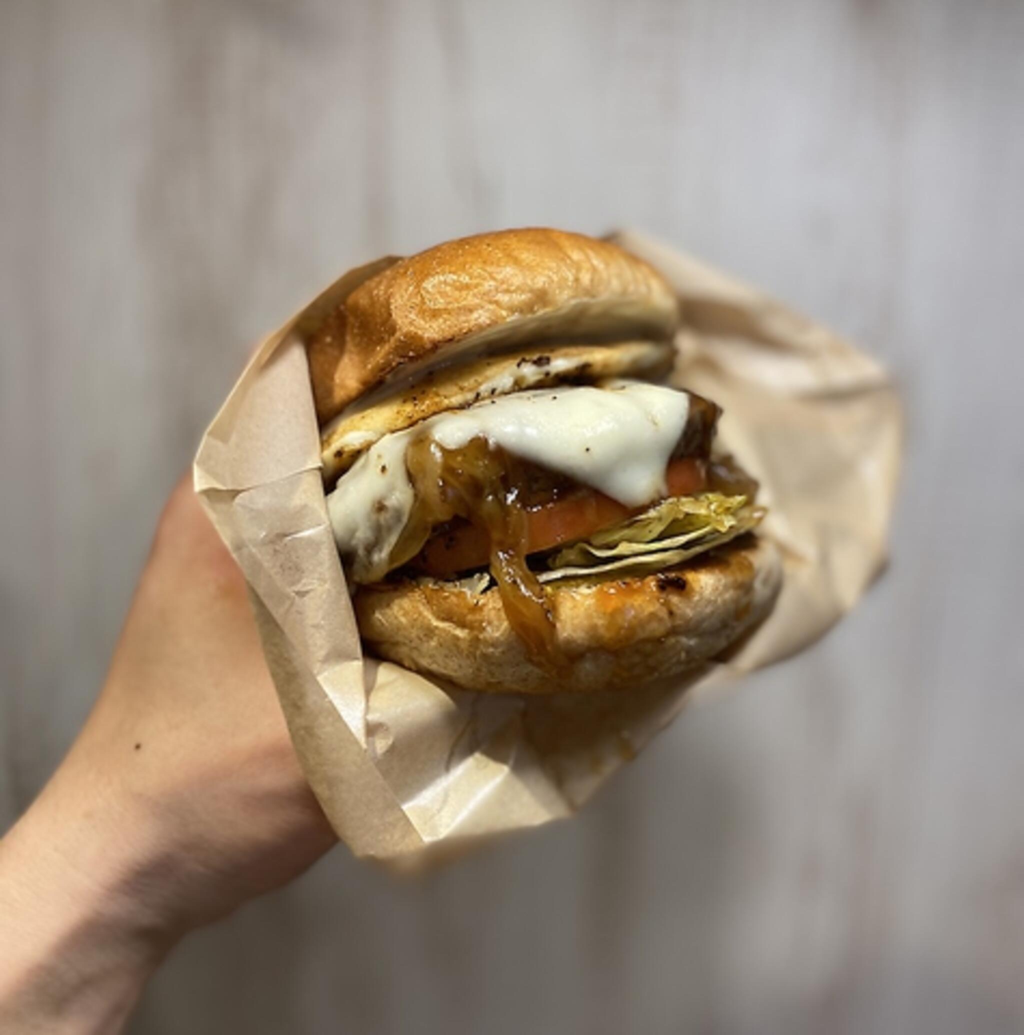 予約・コース : H's Burger stand & Bar - 広島市中区袋町/ハンバーガー店【ネット予約OK】 | Yahoo!マップ