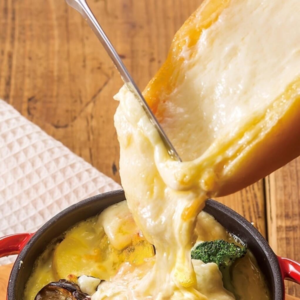 神戸元町ドリア 阪急32番街店 - 大阪市北区角田町/洋食店【ネット予約OK】 | Yahoo!マップ