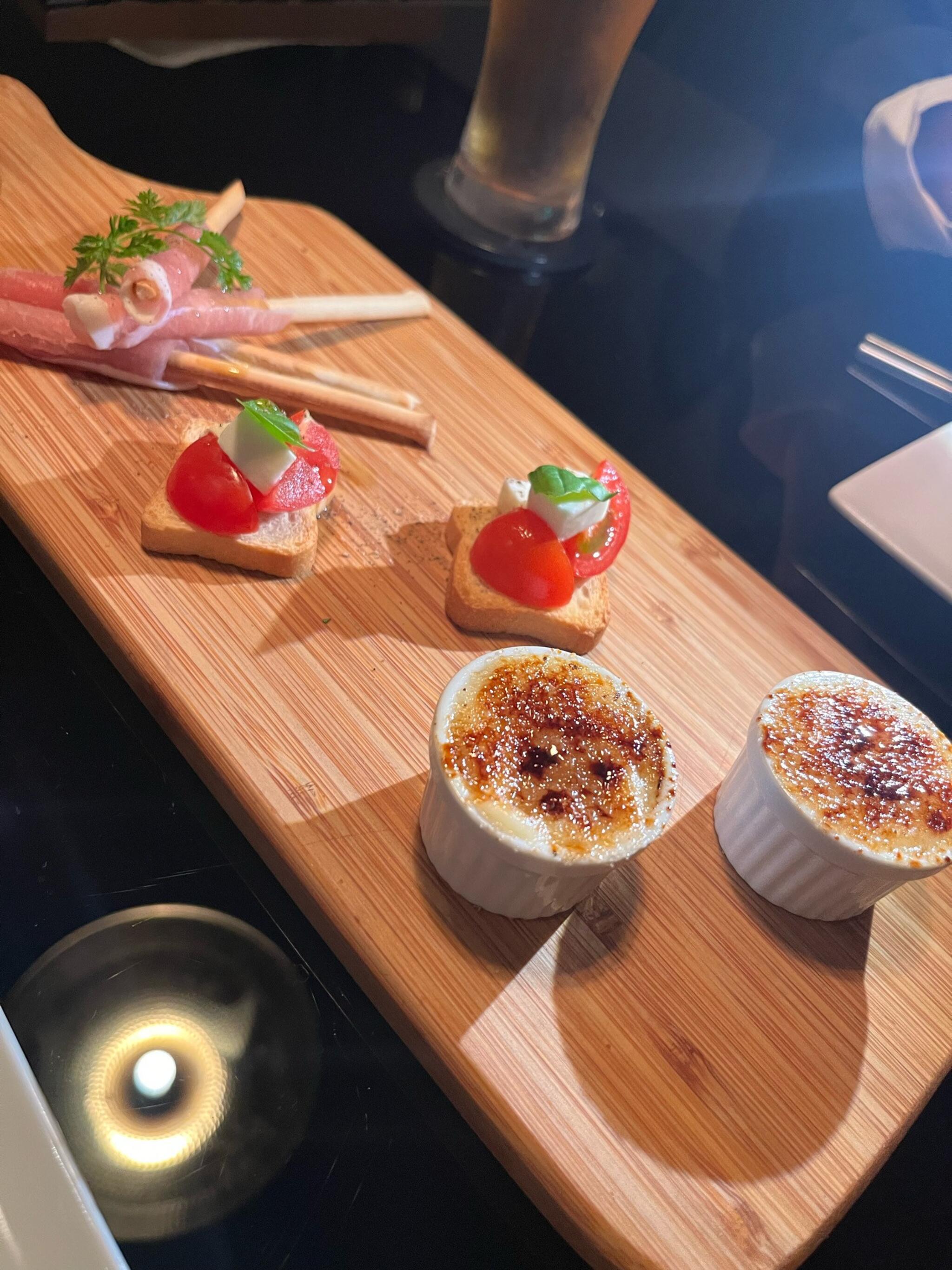 予約・コース : HASU KITCHEN and DRINKS - 福岡市中央区大名/ダイニングバー【ネット予約OK】 | Yahoo!マップ