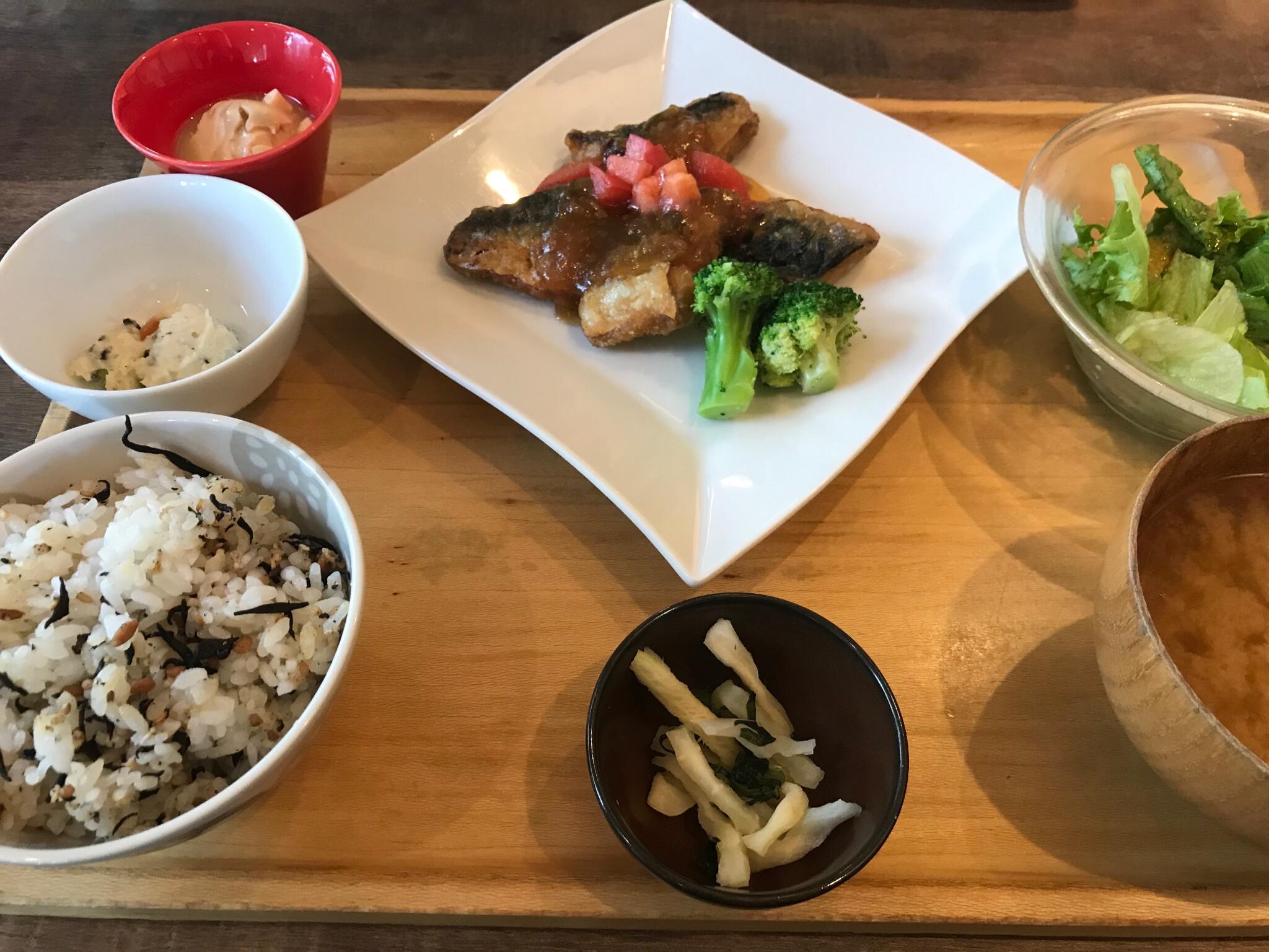 おぼんdeごはん MARK IS みなとみらい店 - 横浜市西区みなとみらい/定食屋 | Yahoo!マップ