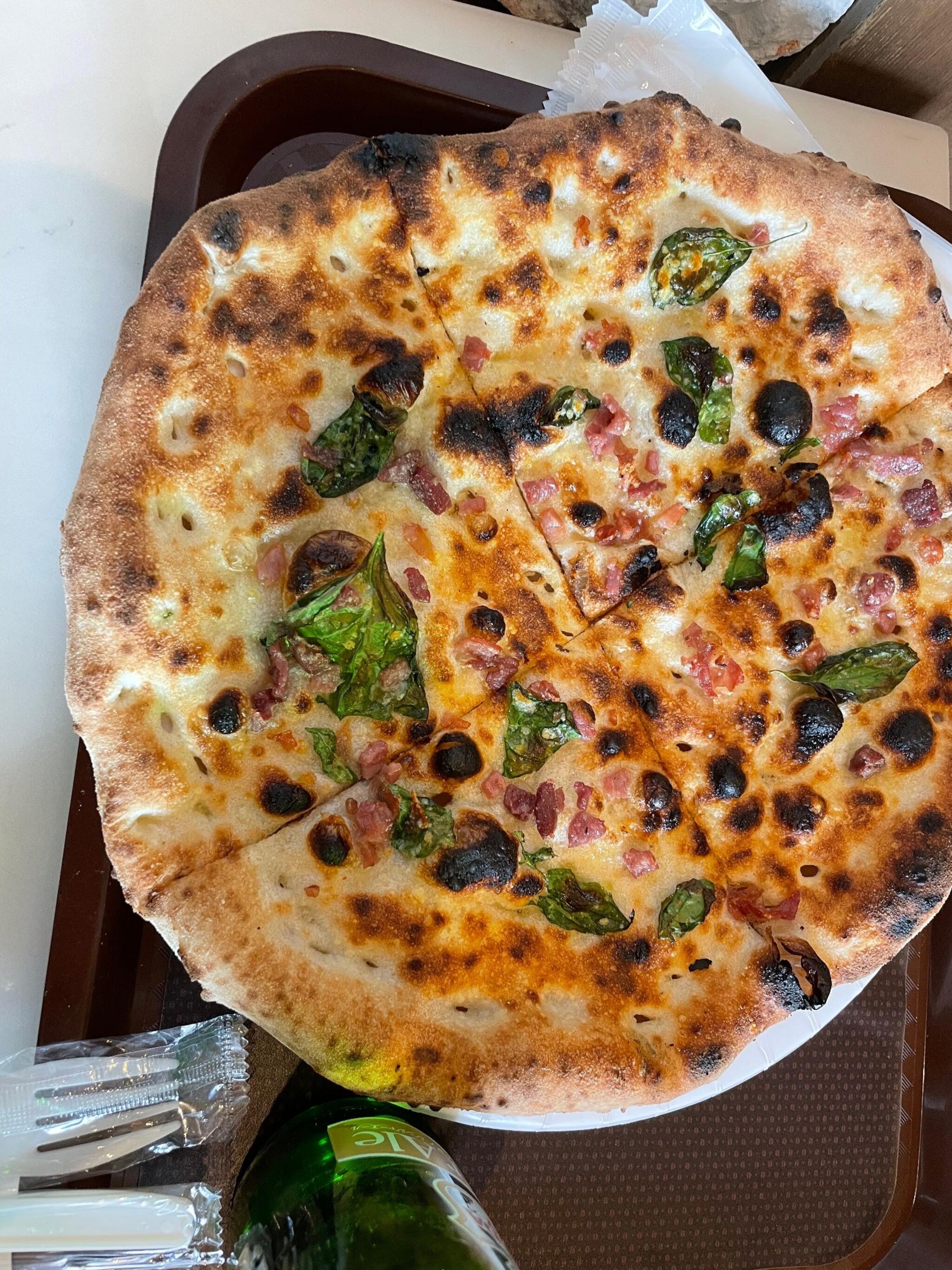 SOLO PIZZA ダ ジェンナーロ 矢場店 - 名古屋市中区栄/イタリア料理店 | Yahoo!マップ