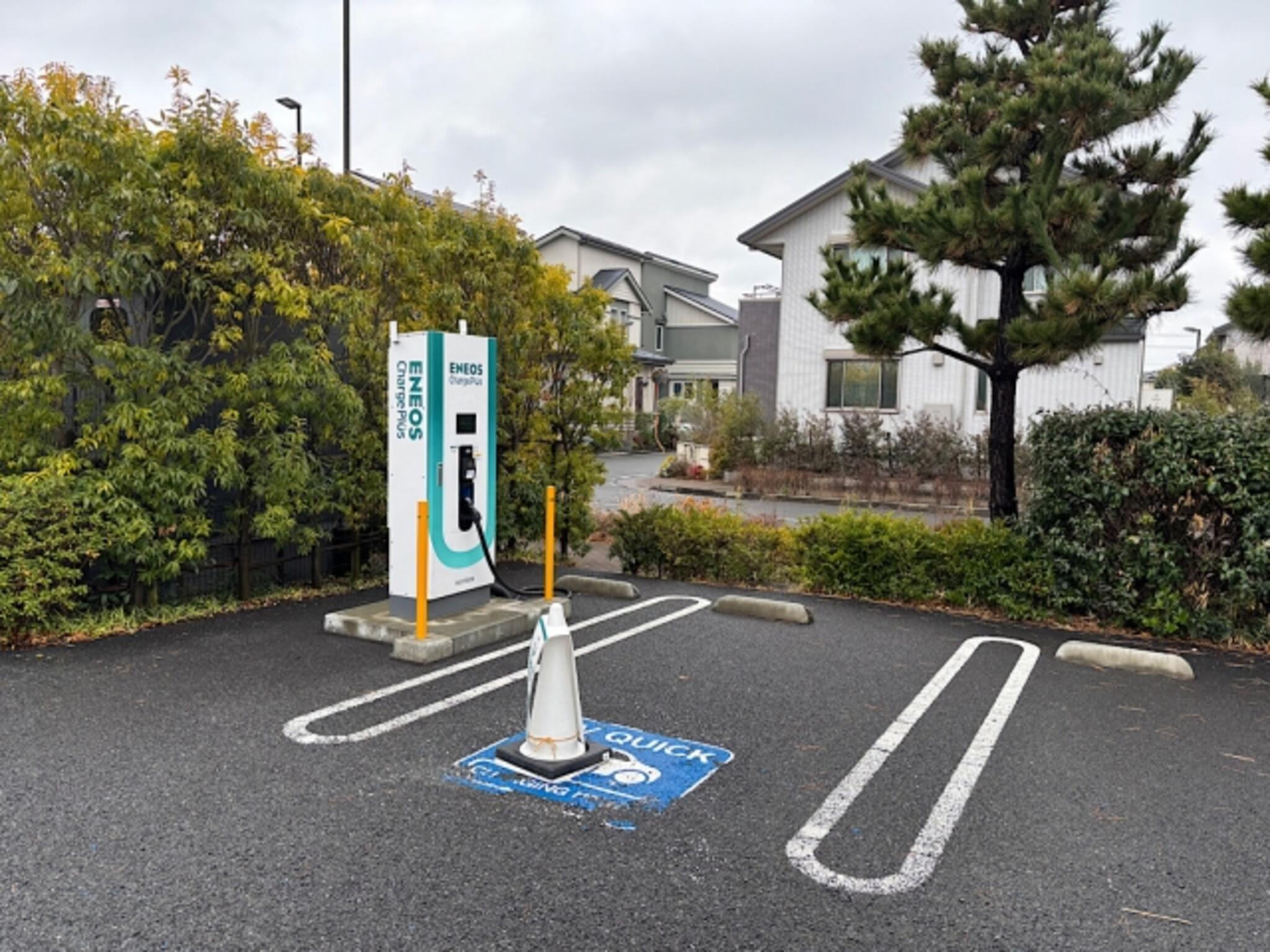 EV充電スポット カルチュア・コンビニエンス・クラブ株式会社 湘南T-SITE (第2P・新設) - 藤沢市辻堂元町/EV充電スポット | Yahoo!マップ