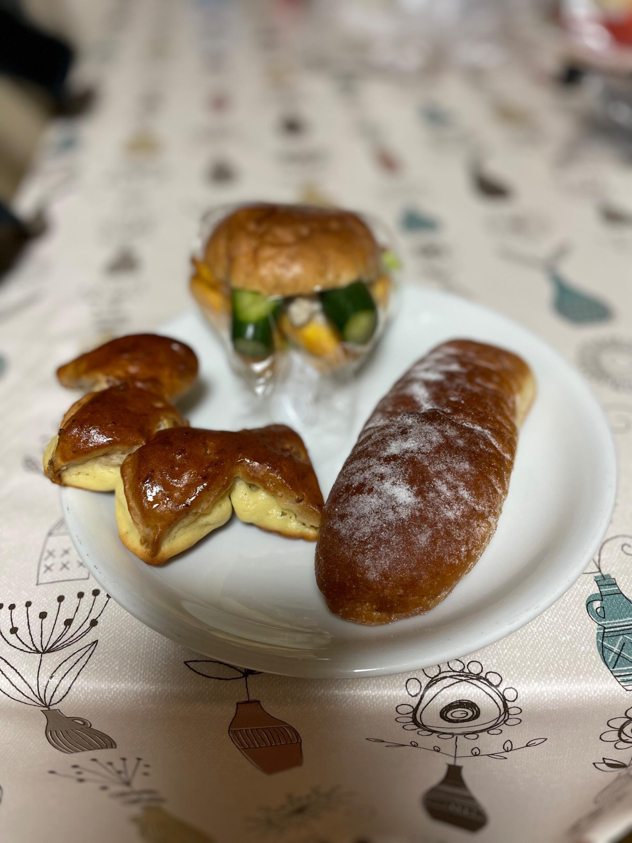 メニュー : パン屋 SUN to F - 名古屋市港区西茶屋/ベーカリー | Yahoo!マップ