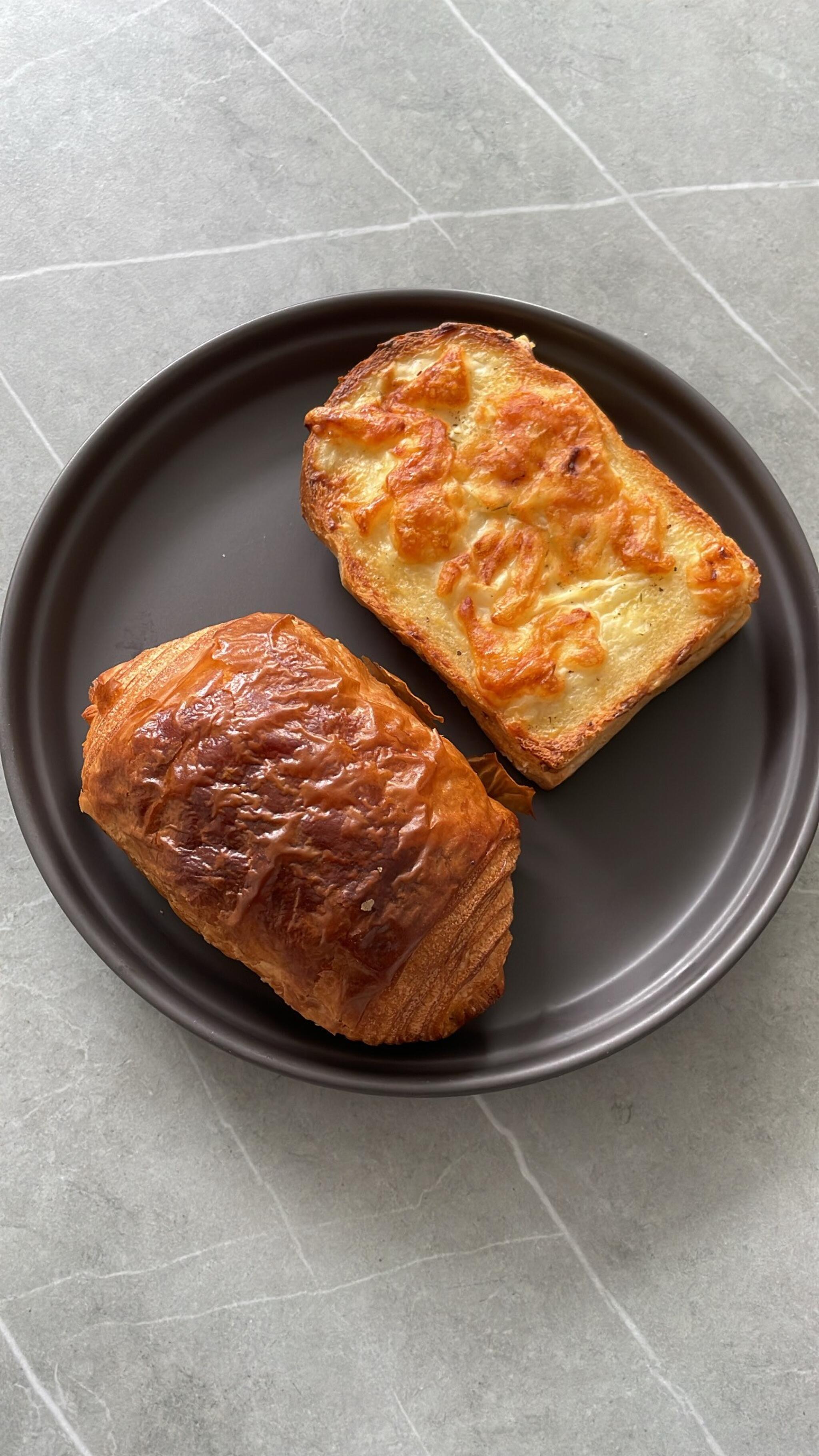 写真 : OZ BREAD - 滑川市上梅沢/ベーカリー | Yahoo!マップ