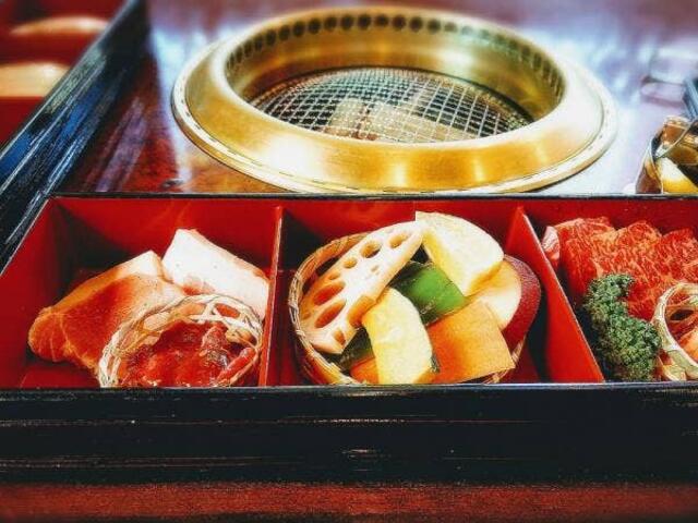 メニュー : 米沢牛炭火焼肉 上杉 福島店 - 福島市笹谷/焼肉店 | Yahoo!マップ