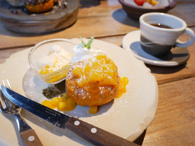 cafe &restaurant Gyu Ton Pan ぎゅうとんぱん - 名護市字幸喜/カフェ・喫茶 | Yahoo!マップ