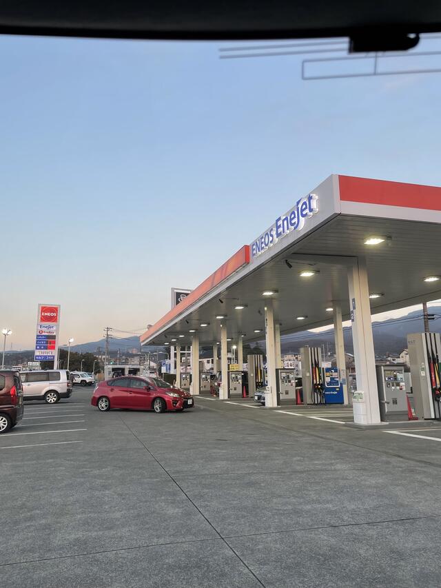 ENEOS EneJet裾野SS 日星コーポレーション株式会社 - 裾野市岩波/ガソリンスタンド | Yahoo!マップ