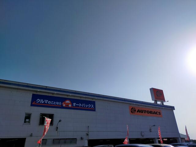 写真 : オートバックス ニュー小禄店 - 那覇市高良/自動車用品店 | Yahoo!マップ