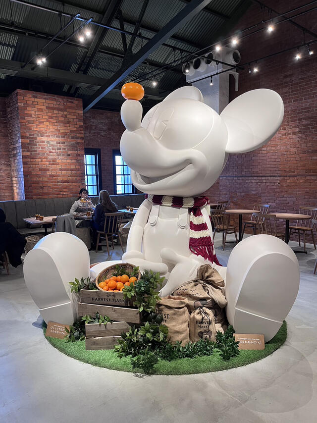 メニュー : Disney HARVEST MARKET By CAFE COMPANY 横浜赤レンガ倉庫店 - 横浜市中区新港/カフェ・喫茶 | Yahoo!マップ