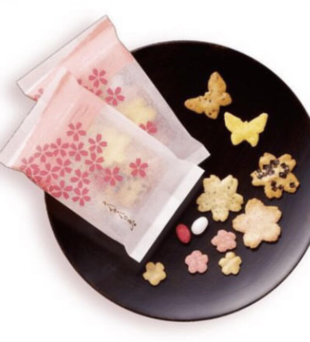 銀座あけぼの 銀座 三越店 - 中央区銀座/和菓子店 | Yahoo!マップ