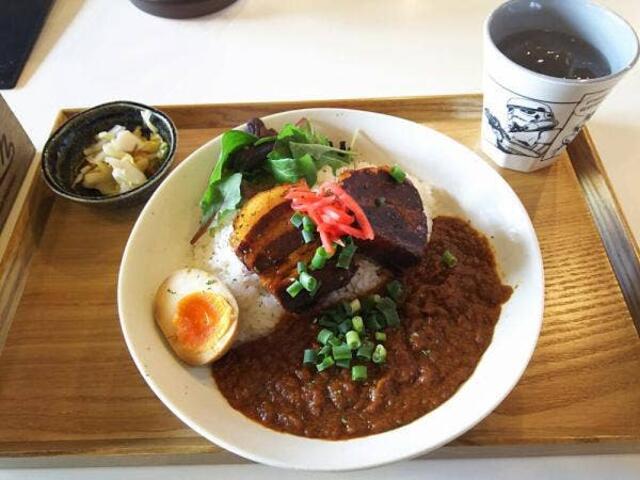 ロックなカレー屋 YASSカレー - 町田市原町田/飲食店 | Yahoo!マップ