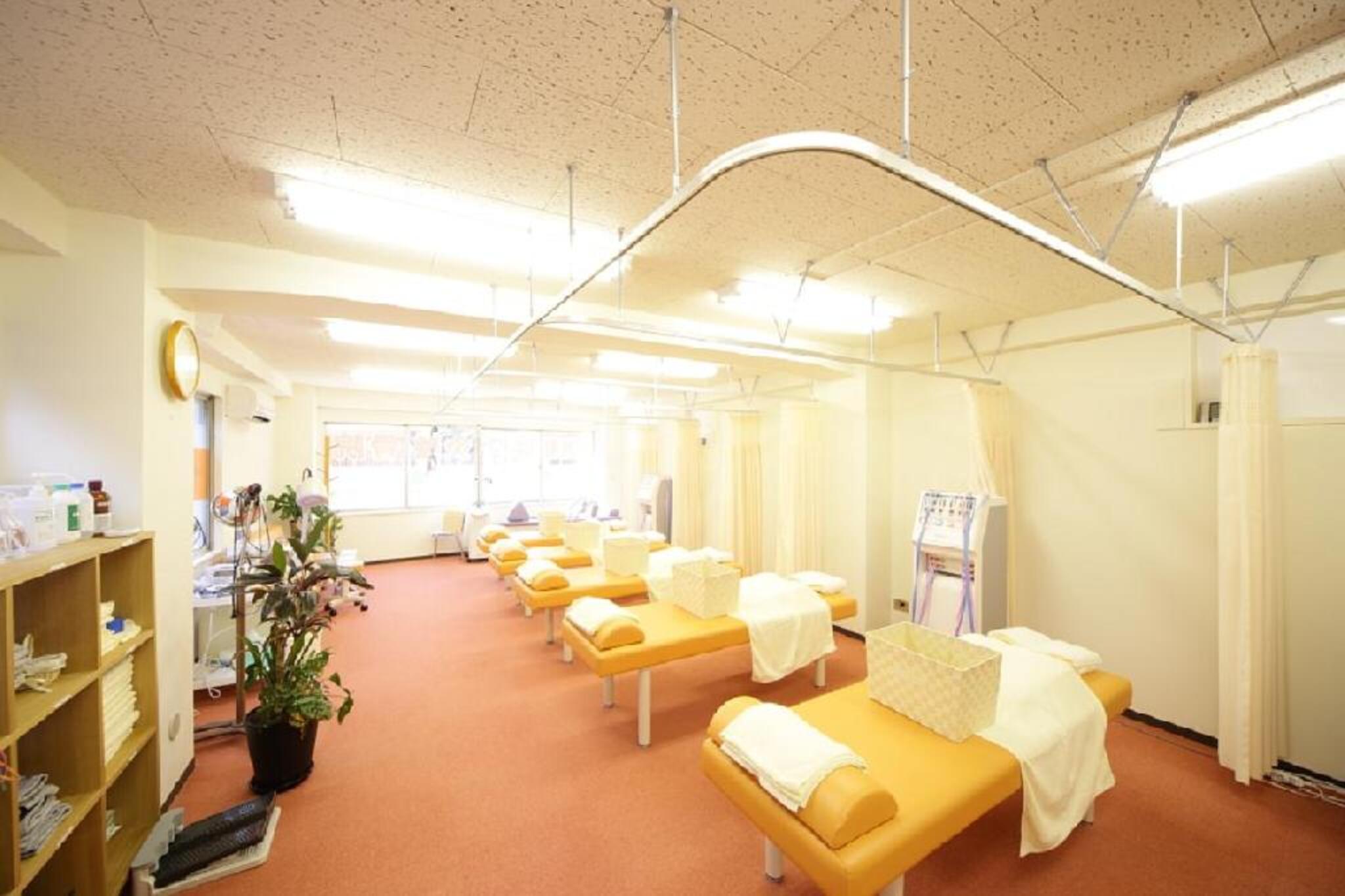 三越前はり灸整骨院 - 中央区日本橋室町/接骨・整骨・整復 | Yahoo!マップ