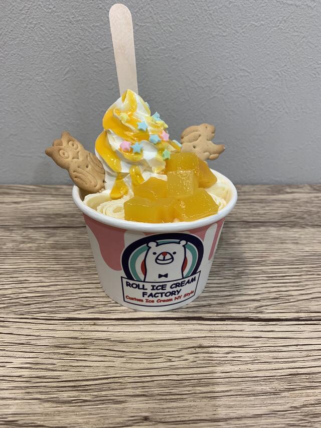 写真 : ロールアイスクリームファクトリー 天王寺ミオ店 - 大阪市天王寺区悲田院町/アイスクリーム店 | Yahoo!マップ